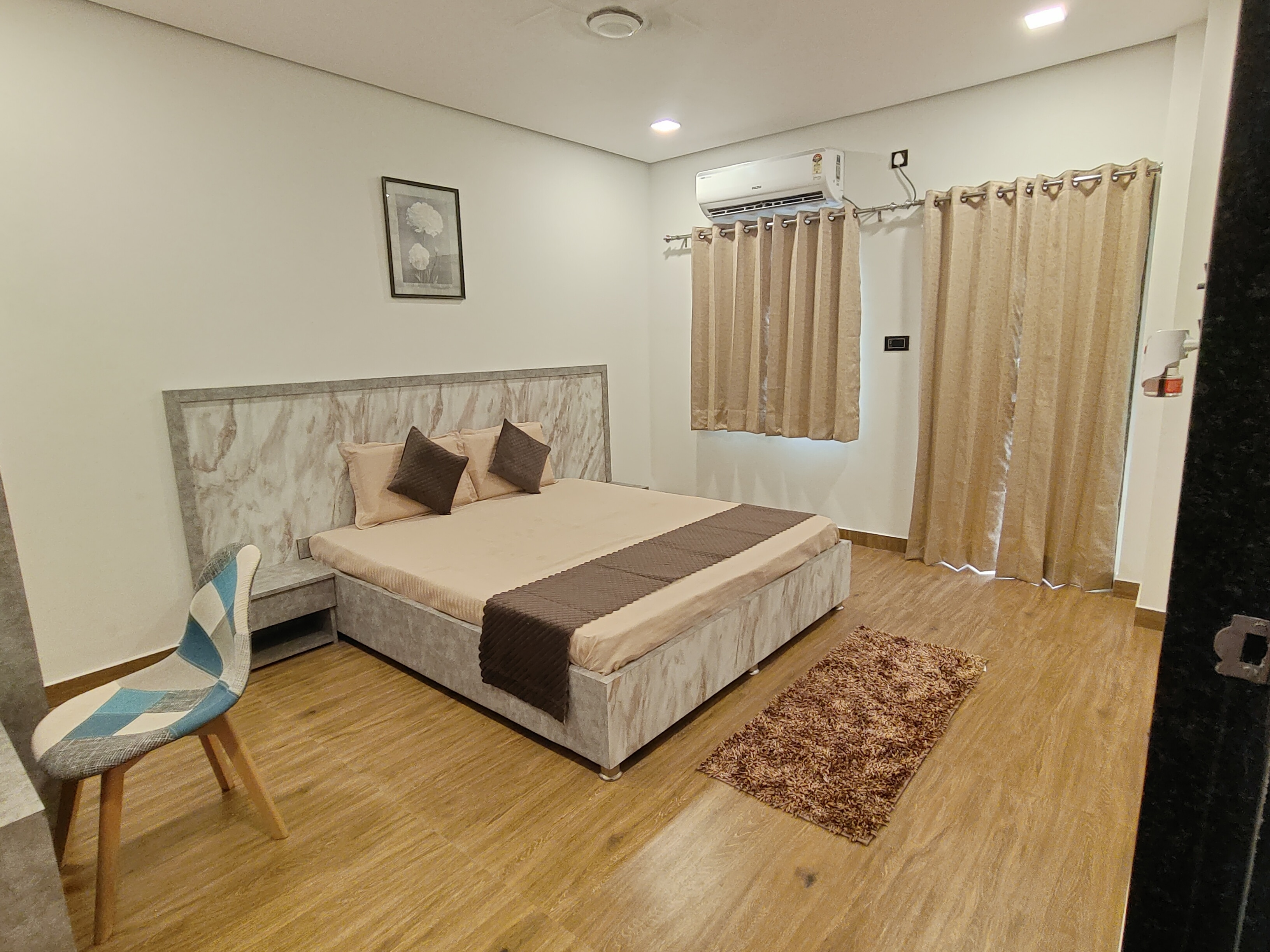 Radha Madhavam Vrindavan near Iskcon & Prem mandir Apartment Vrindavan ...