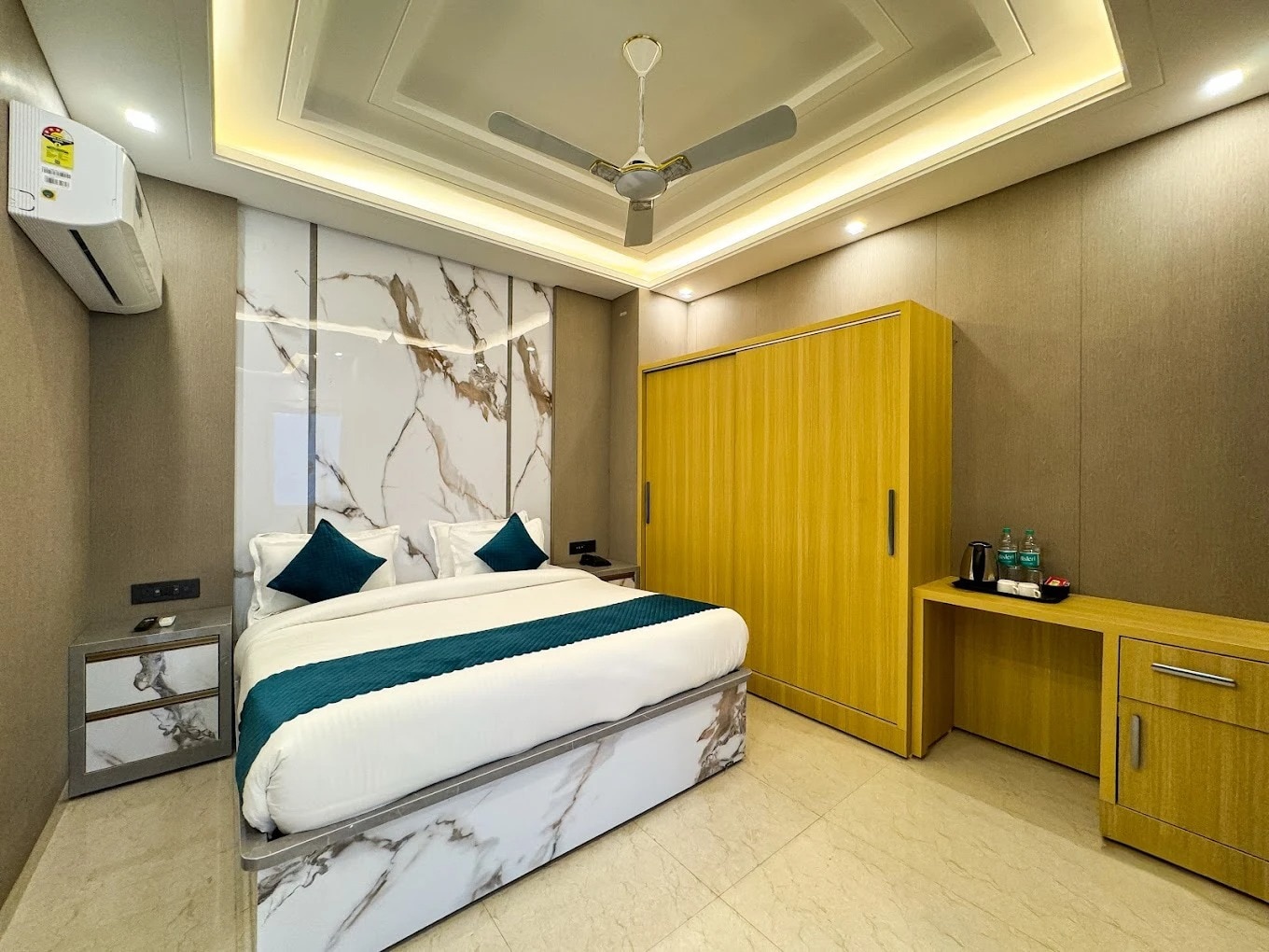 Hotel Vaidik Ganga (Behind Parmarth Niketan Ashram) 𝗕𝗢𝗢𝗞 Rishikesh Hotel