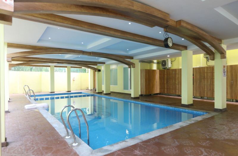 REDFOX CINEMASCOPE 𝗕𝗢𝗢𝗞 Chennai Hotel