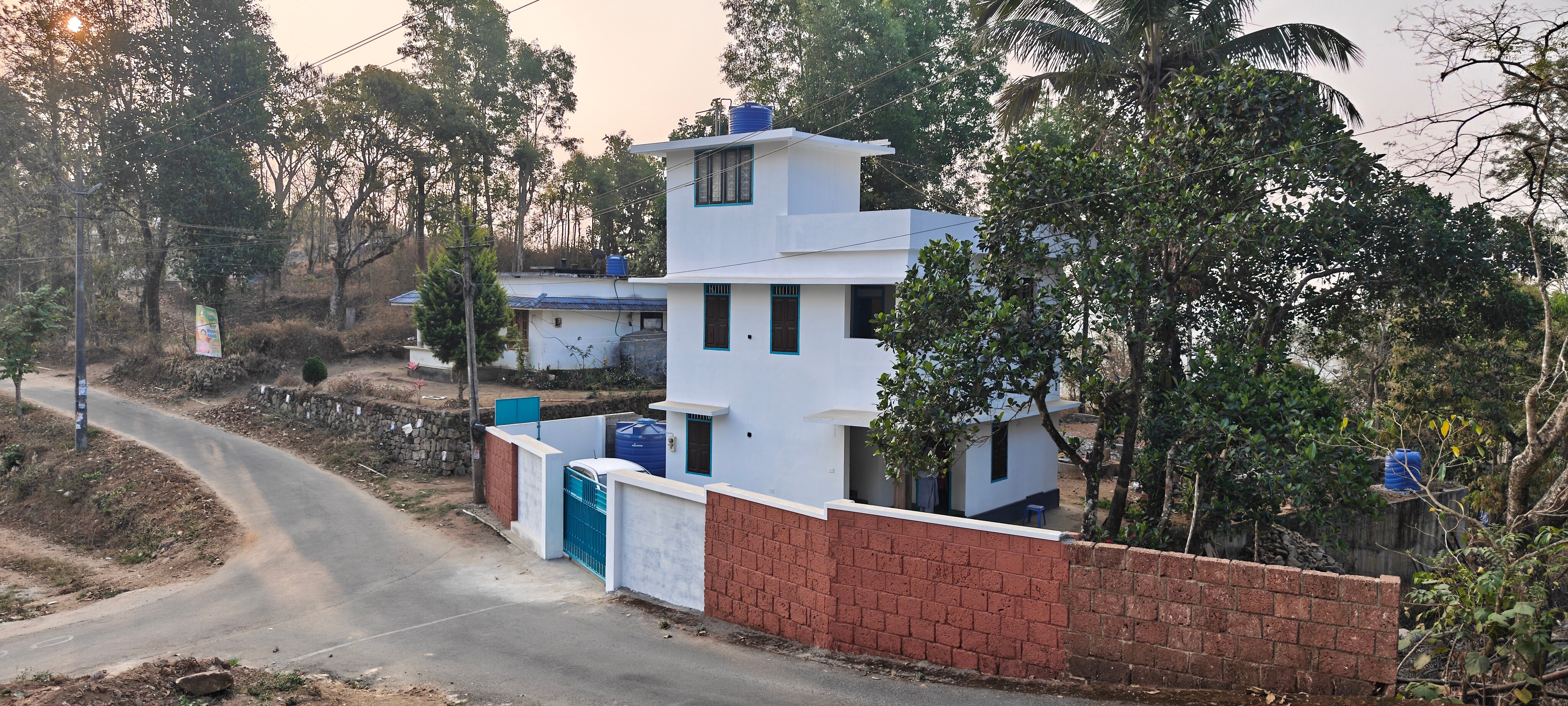 Royal palace Home Stay Wayanad 𝗕𝗢𝗢𝗞 Wayanad Homestay