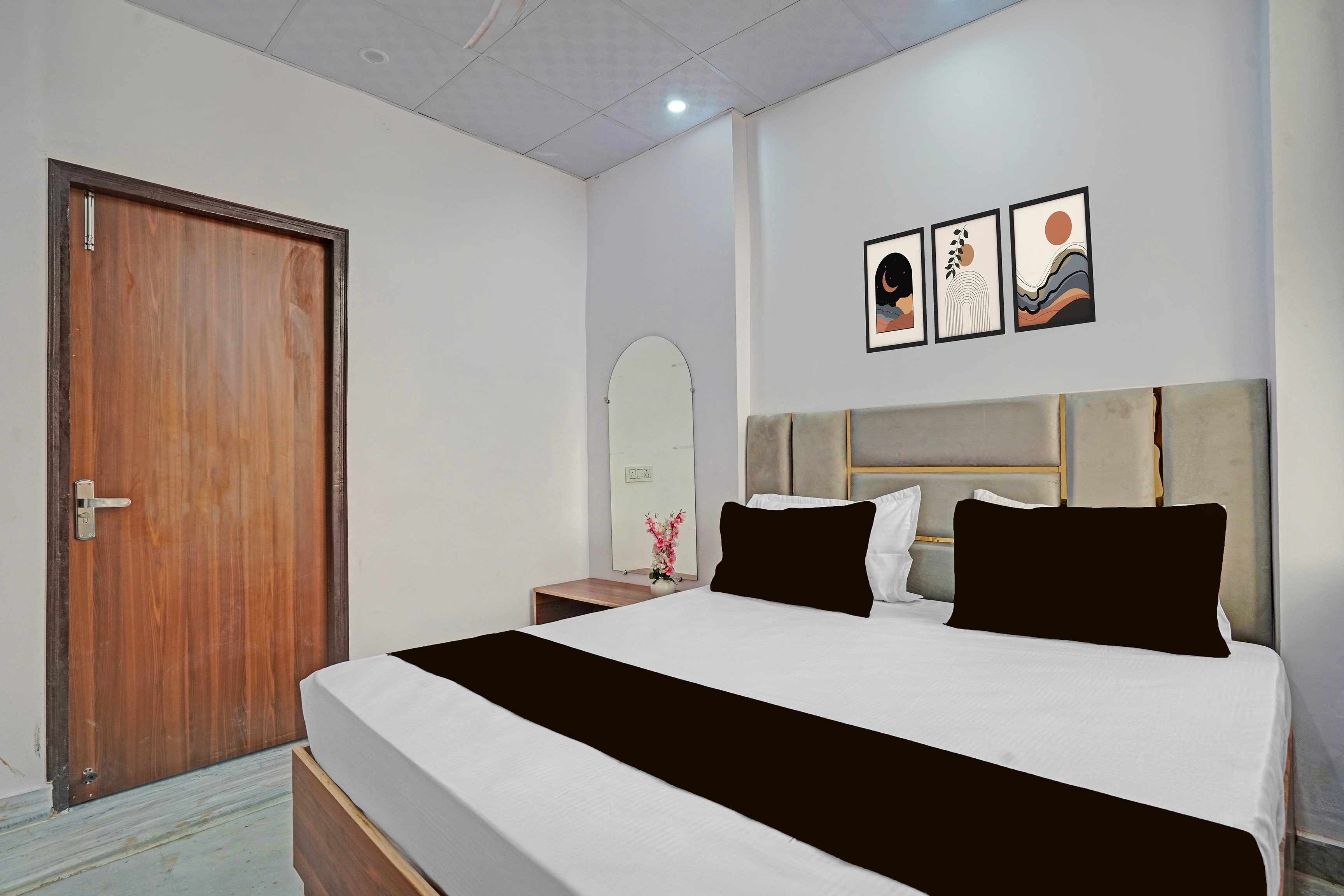 HOTEL O SMALL TOWN Delhi - Reviews, Photos & Offer
