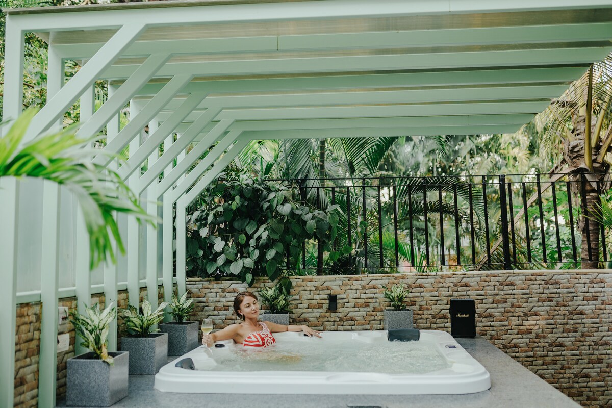 Bali Grand Mansion | 4BR Private Pool Villa with Jacuzzi, Near Candolim ...