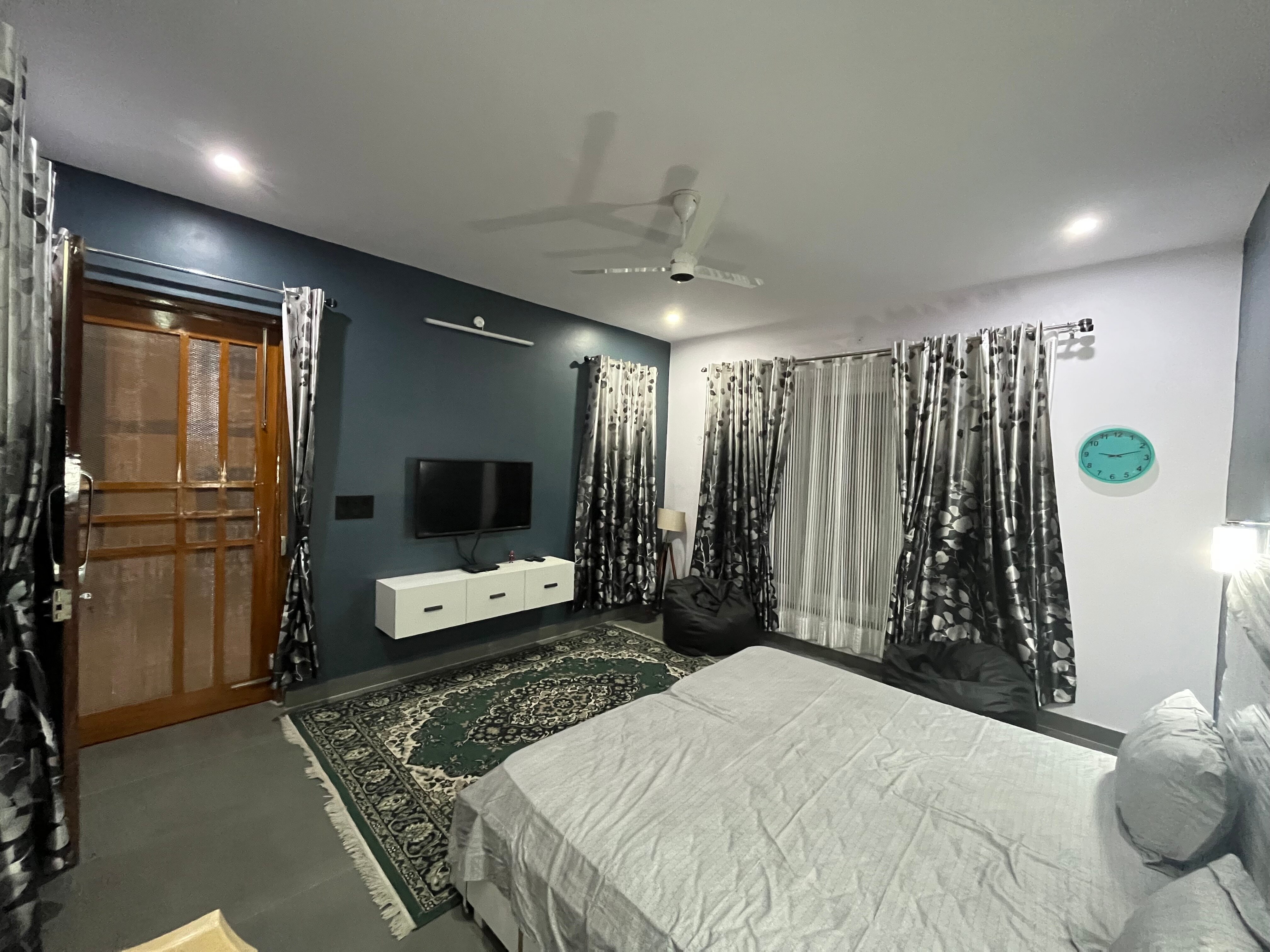 Private stay @ Homely Paradise - Nahan 𝗕𝗢𝗢𝗞 Nahan Homestay