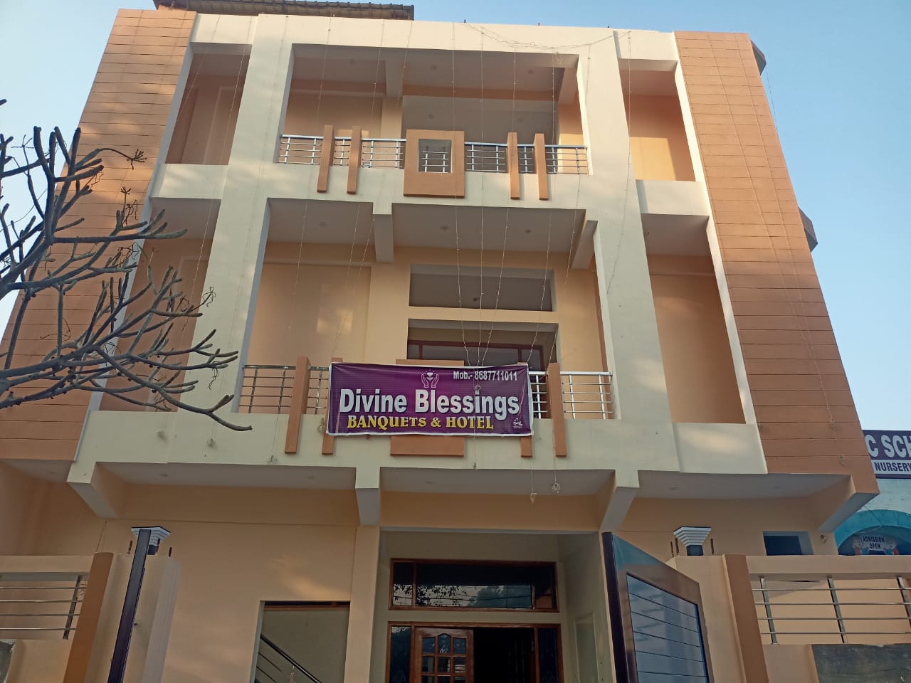Divine Blessings Banquet & Hotel Prayagraj - Reviews, Photos & Offer