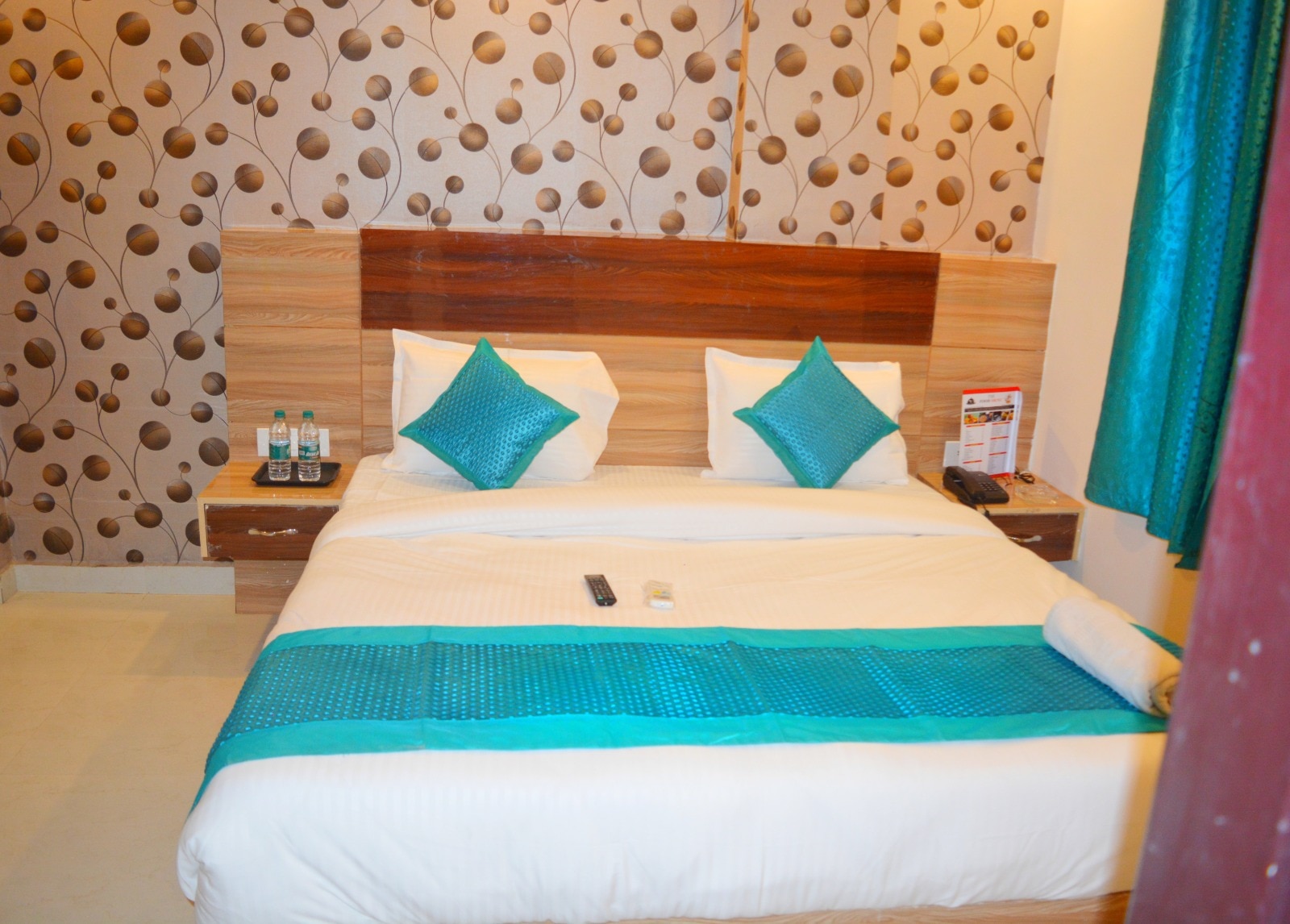 Hotel Alpha Stay Delhi - Reviews, Photos & Offer