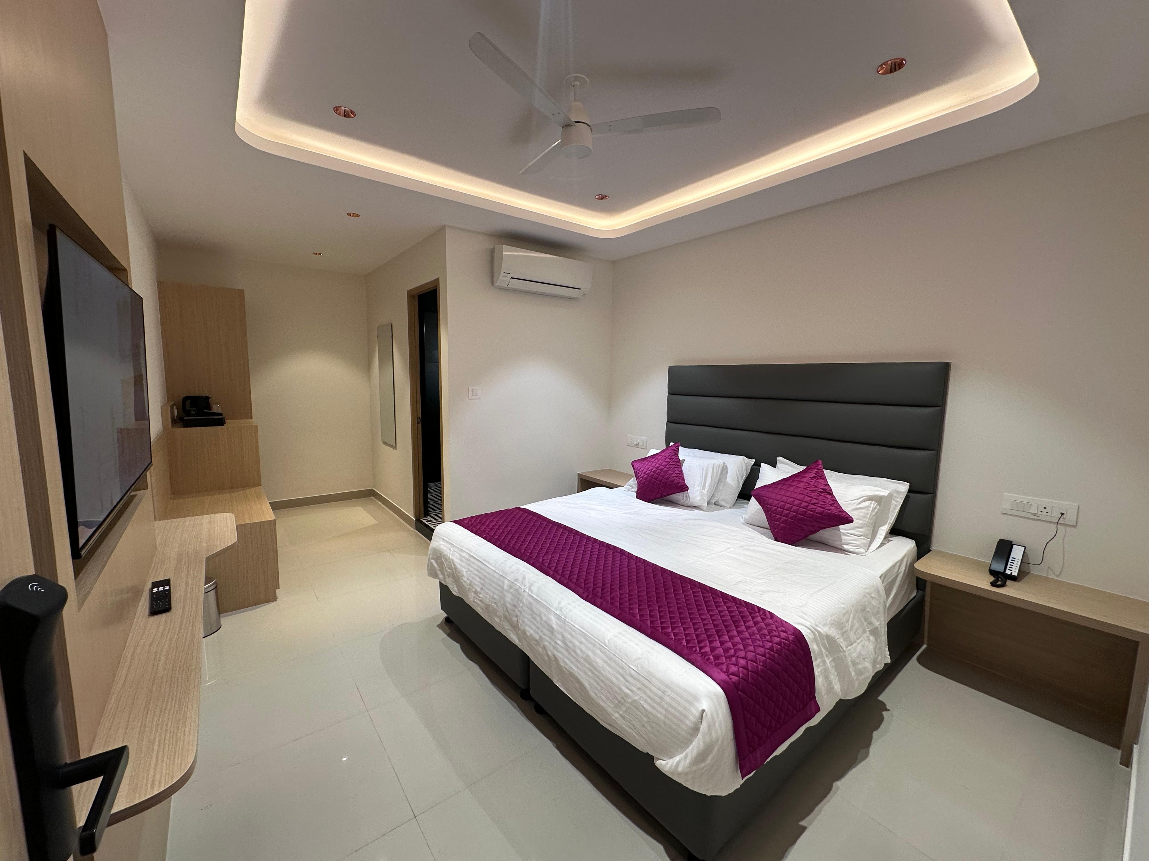 K HOTELS 𝗕𝗢𝗢𝗞 Bangalore Hotel