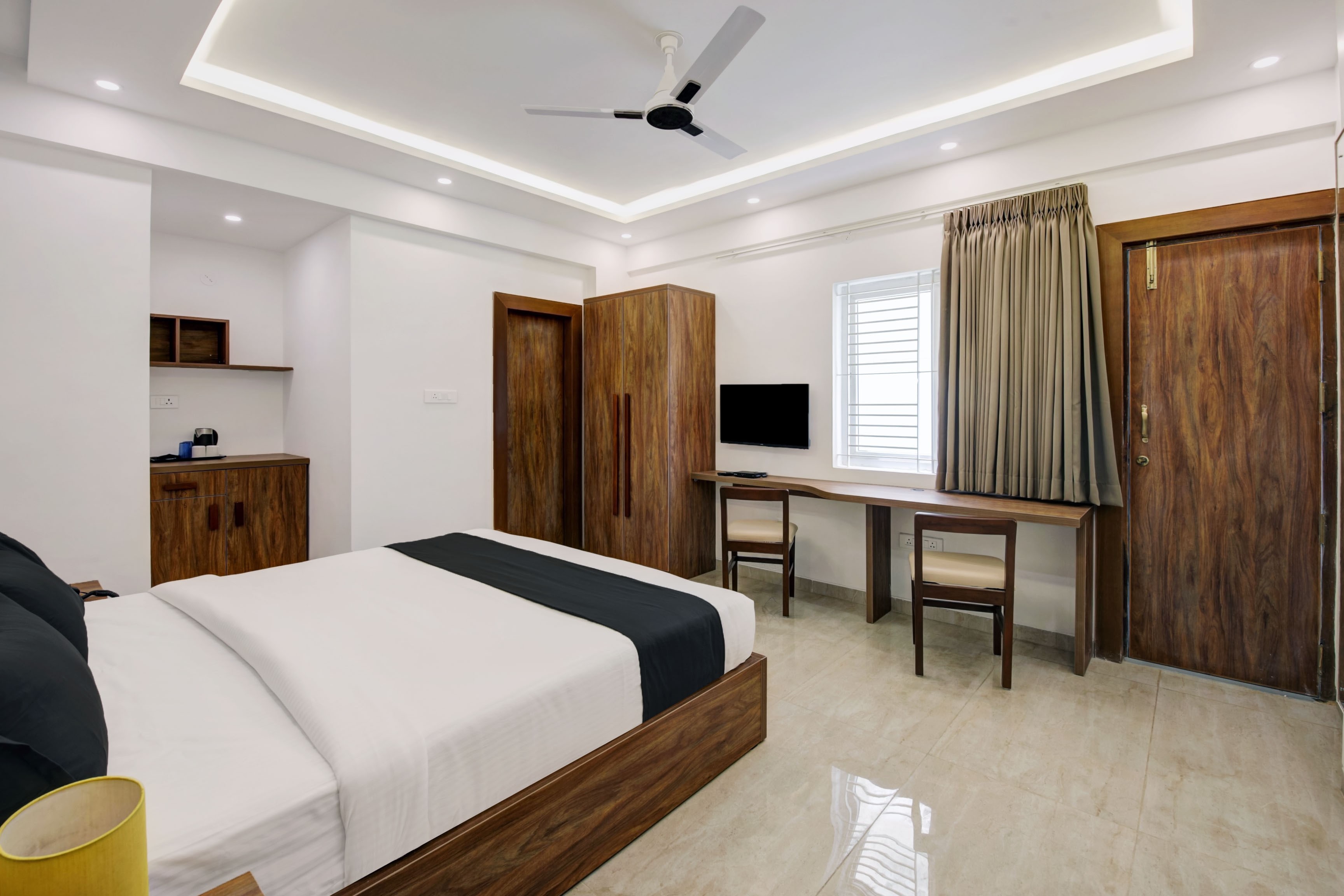 Collection O Essjay 46 Hotel Bangalore - Reviews, Photos & Offer