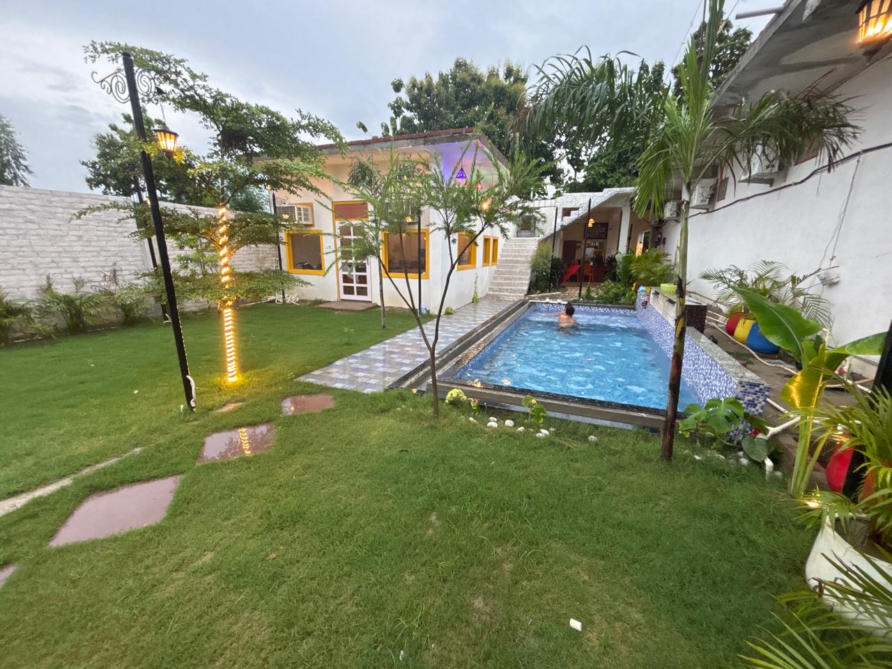 The Rameshwar Vatika Homestay Ayodhya - Reviews, Photos & Offer