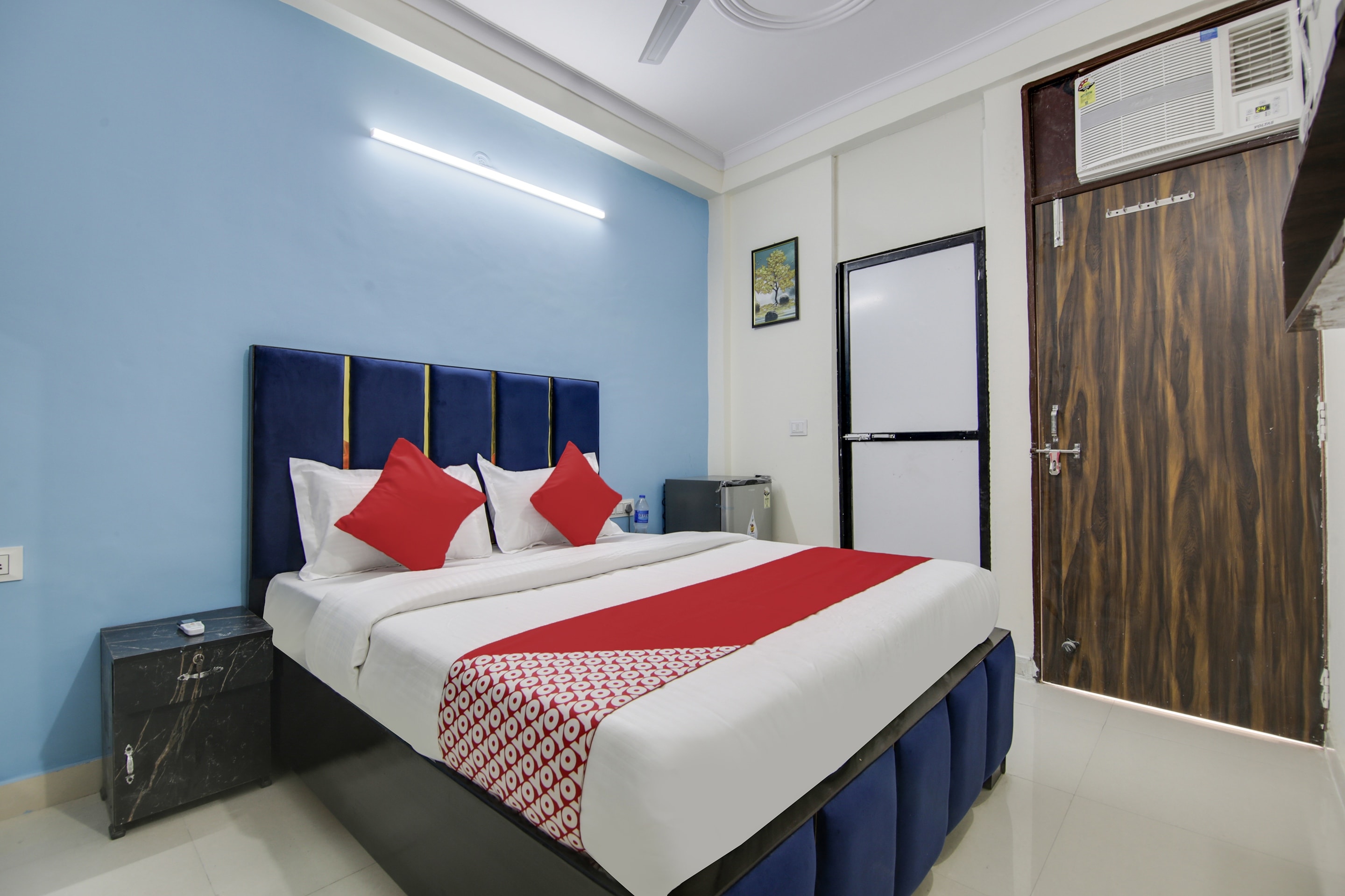 Hotel O Happy Stay 𝗕𝗢𝗢𝗞 Delhi Hotel
