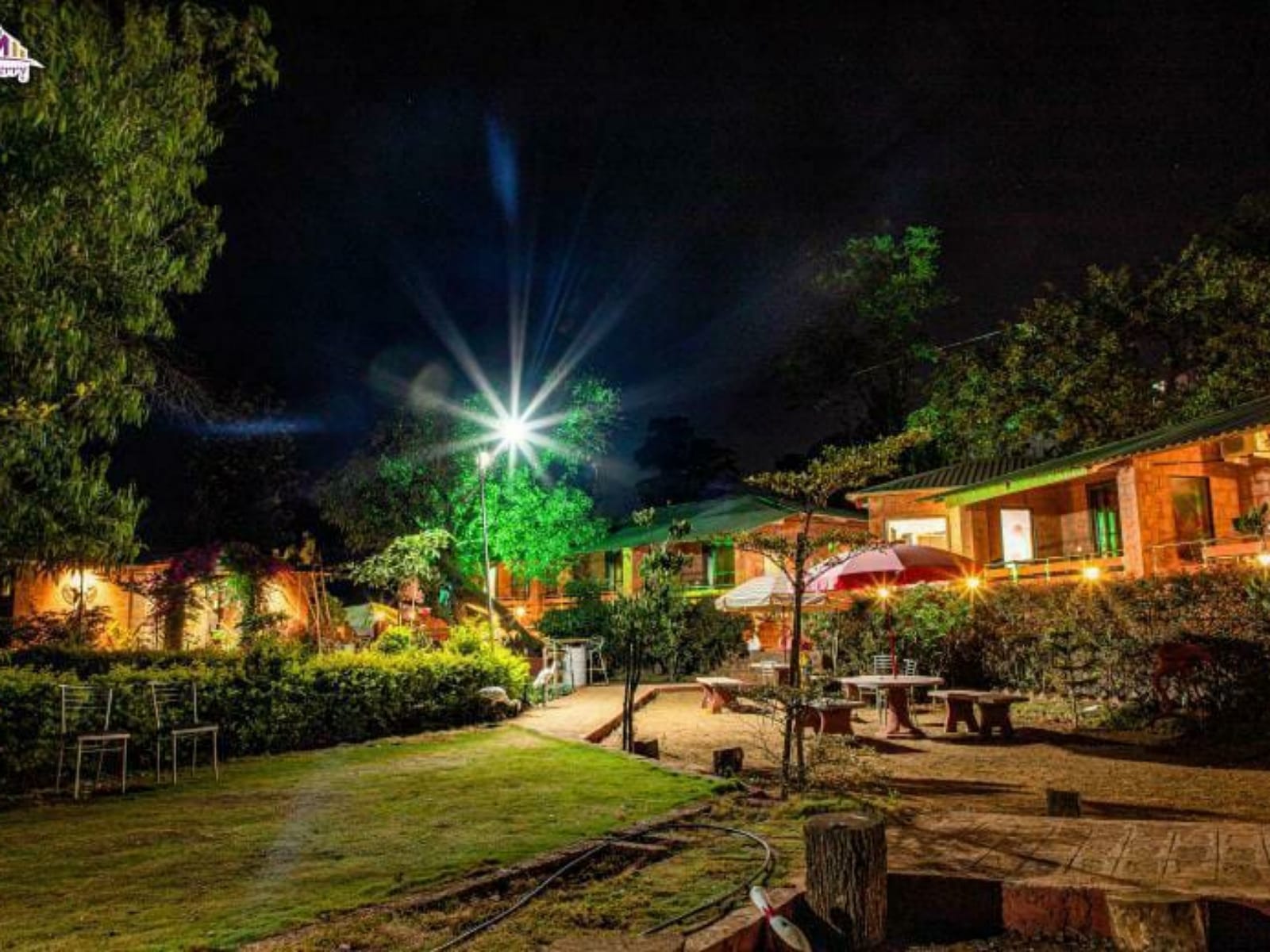 Rooms of MULBERRY INN & COTTAGES - Hotel in Mahabaleshwar