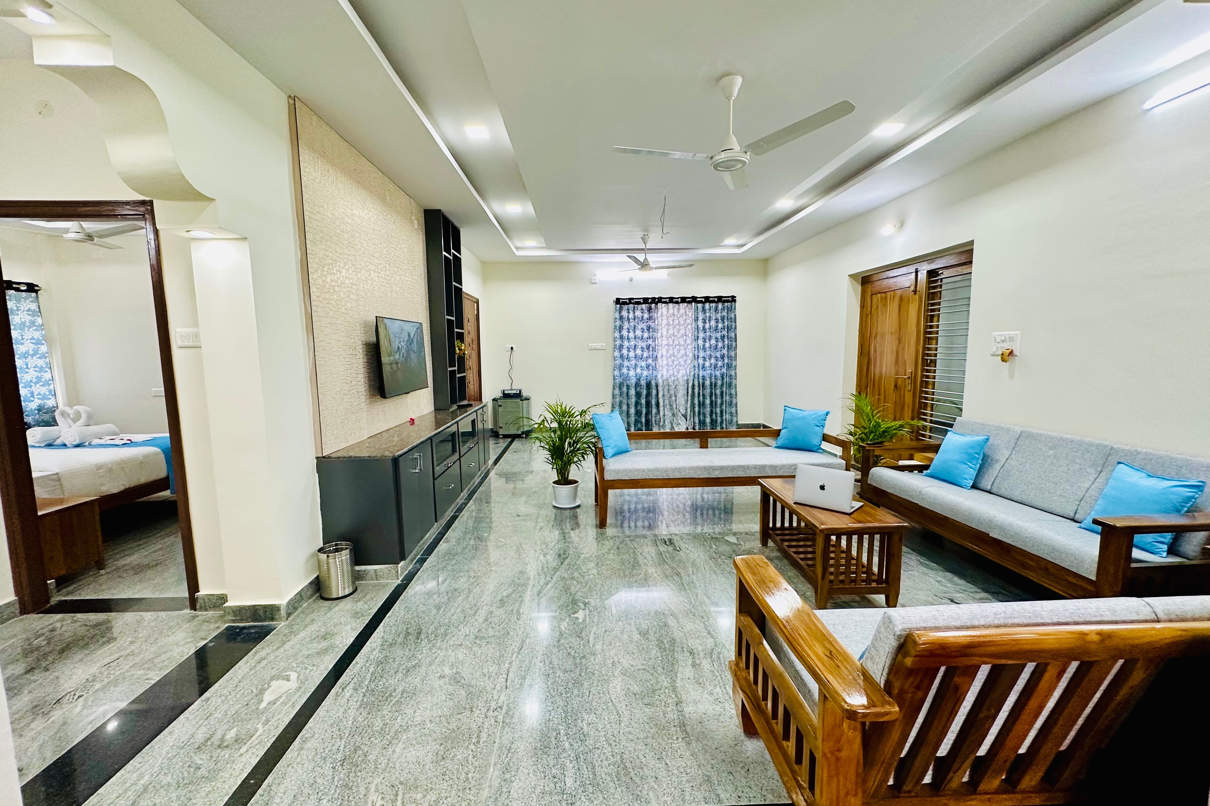 TrueLife Homestays - Bhavya Manor 𝗕𝗢𝗢𝗞 Tirupati Homestay