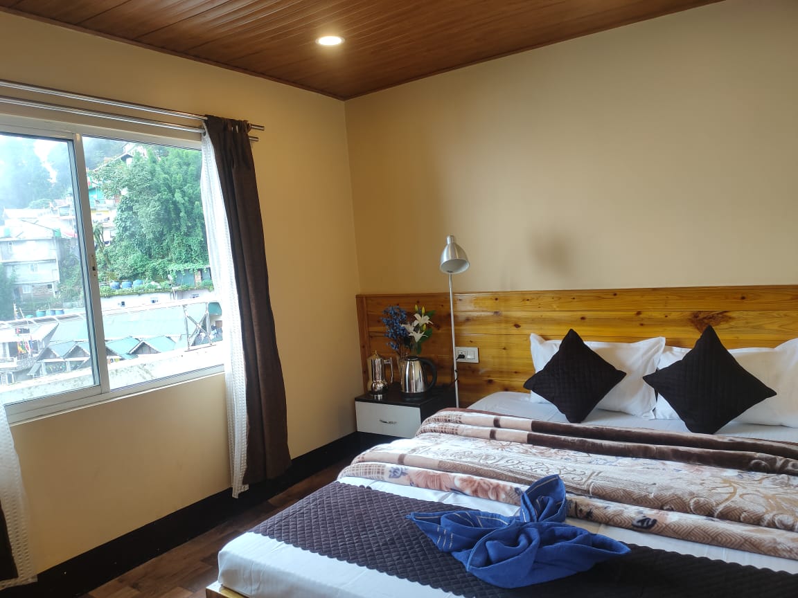 Aishiki's Nest 𝗕𝗢𝗢𝗞 Darjeeling Homestay