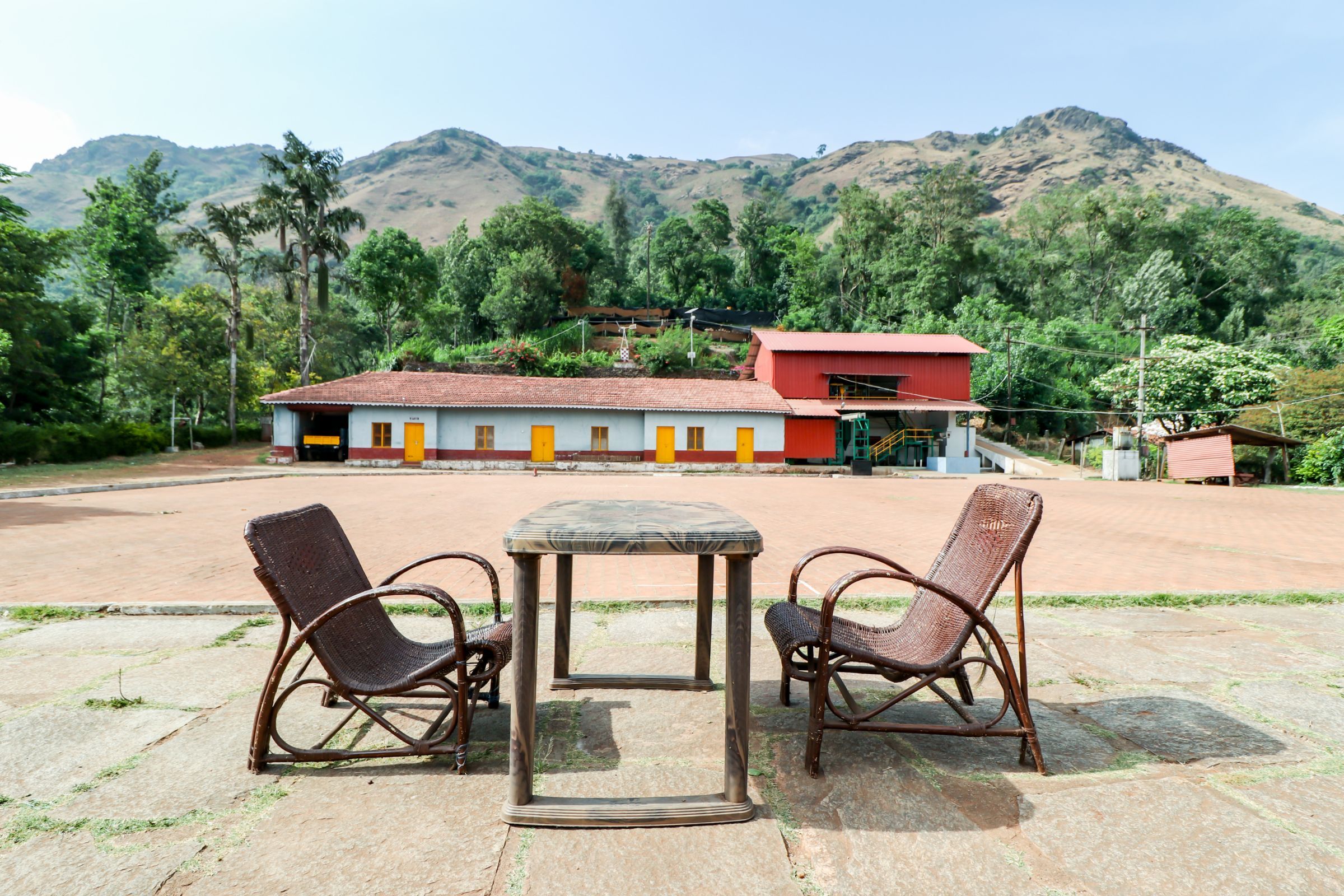 Coffee Nest | Rooms in a Homestay 𝗕𝗢𝗢𝗞 Chikmagalur Farm House