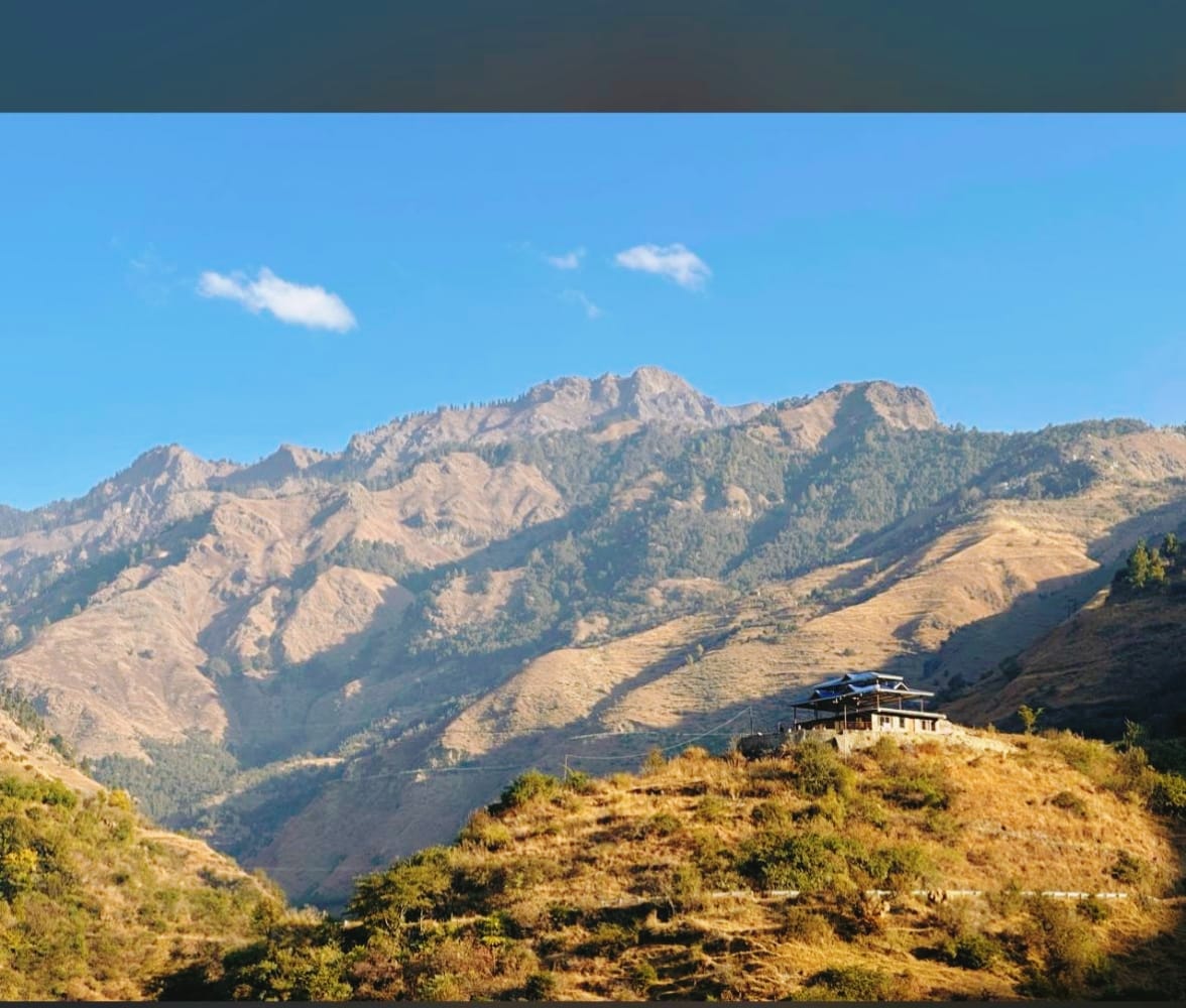 Tiger Mountain View -Near Tiger Falls 𝗕𝗢𝗢𝗞 Chakrata Homestay