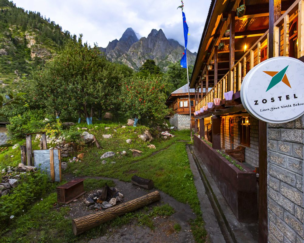 Zostel Homes Rakchham (Kinnaur/Sangla/Chitkul) Homestay Sangla ...