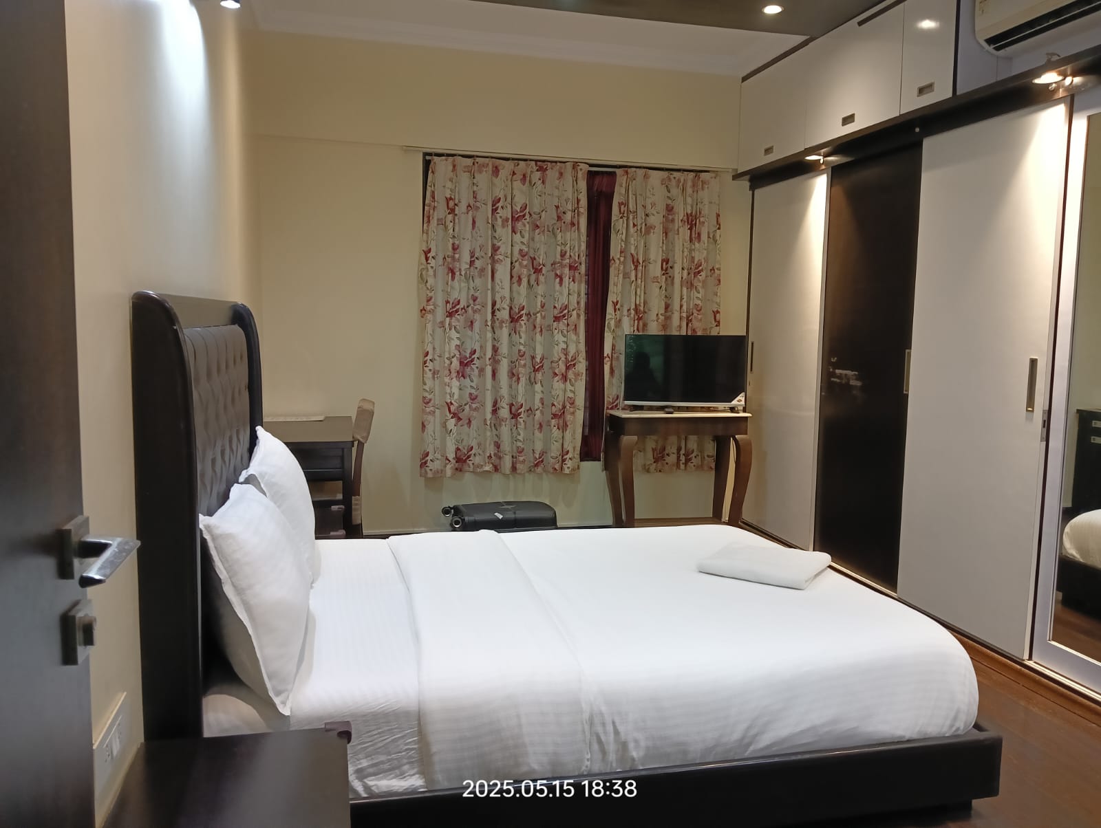 Rooms of Balaji Apartment 2 Crystal Bay, Kalyani Nagar - Apartment in Pune