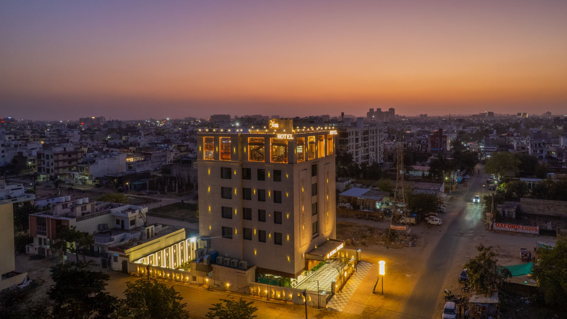 Hotel Royal Prime 𝗕𝗢𝗢𝗞 Jaipur Hotel