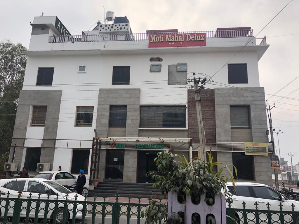 Moti Mahal 𝗕𝗢𝗢𝗞 Sangrur Hotel
