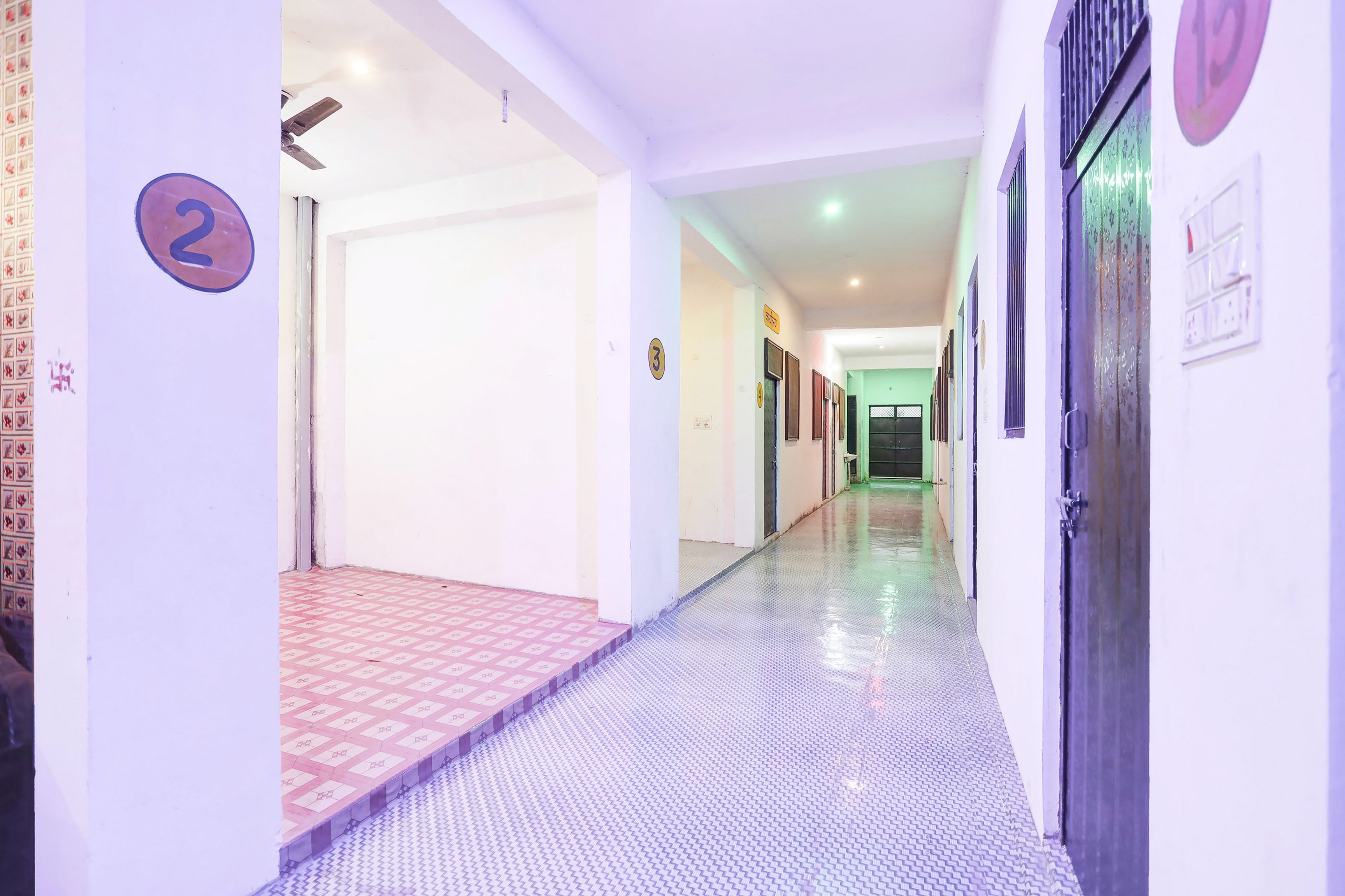 Hotel O D.K. PALACE HOTEL & ROOMS 𝗕𝗢𝗢𝗞 Sikandra Rao Hotel