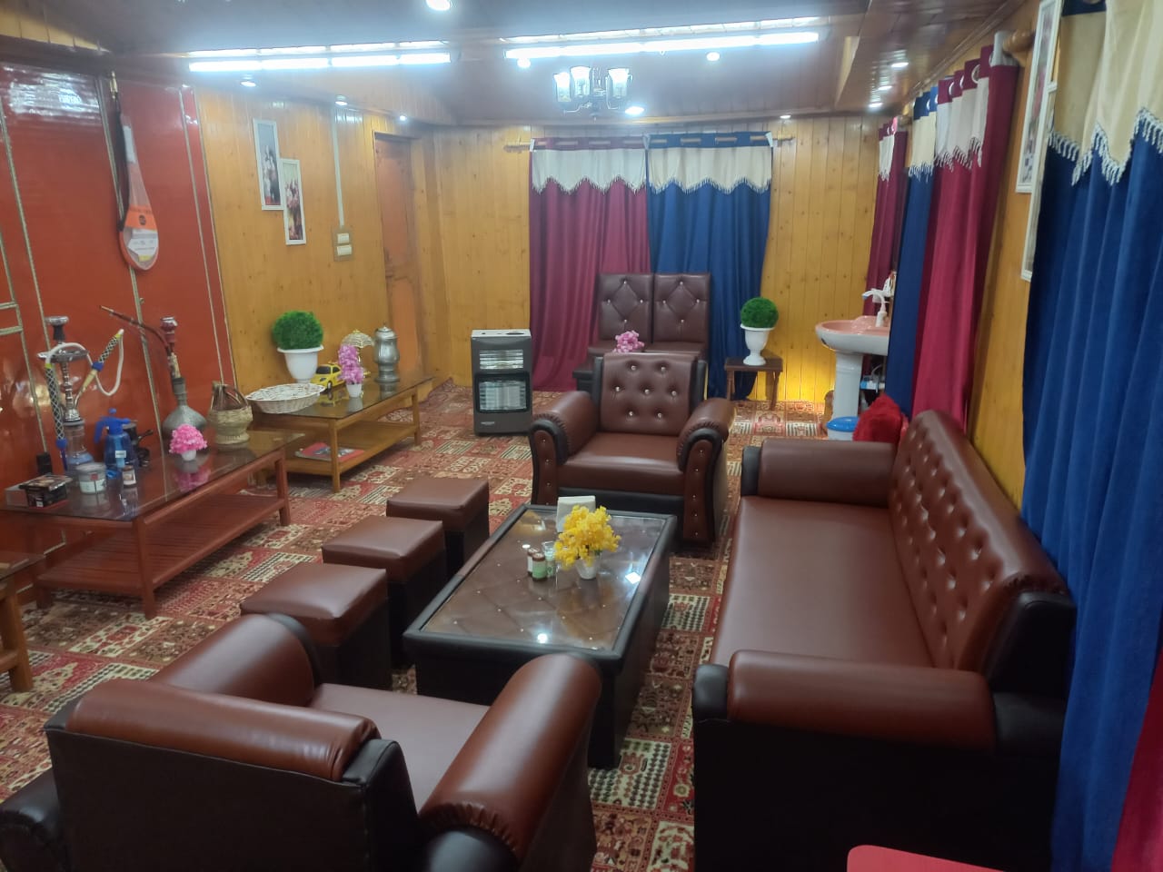 Sheikh Guest House 𝗕𝗢𝗢𝗞 Gulmarg Homestay