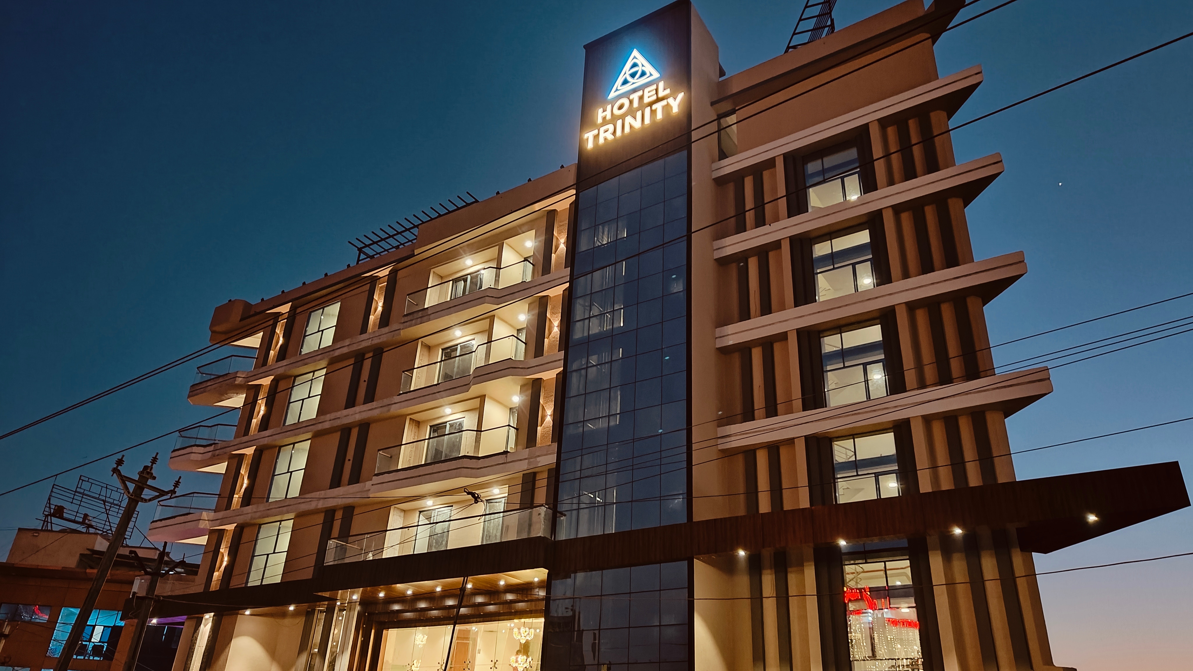 SOIL TO SOUL TRINITY HOTEL A BOUTIQUE STAY 𝗕𝗢𝗢𝗞 Somnath Hotel