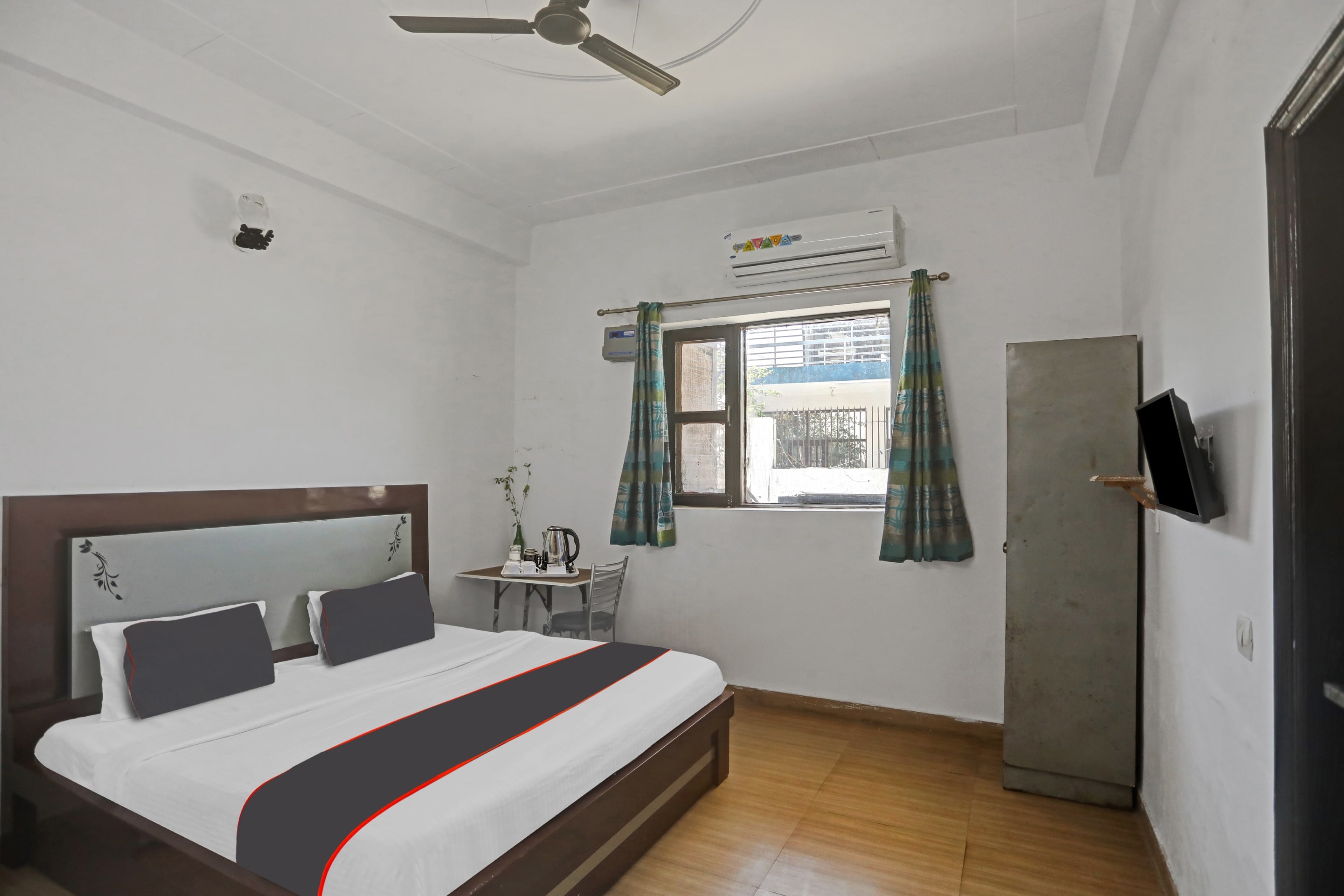 Super Hotel Naveen Stay 𝗕𝗢𝗢𝗞 Manesar Hotel