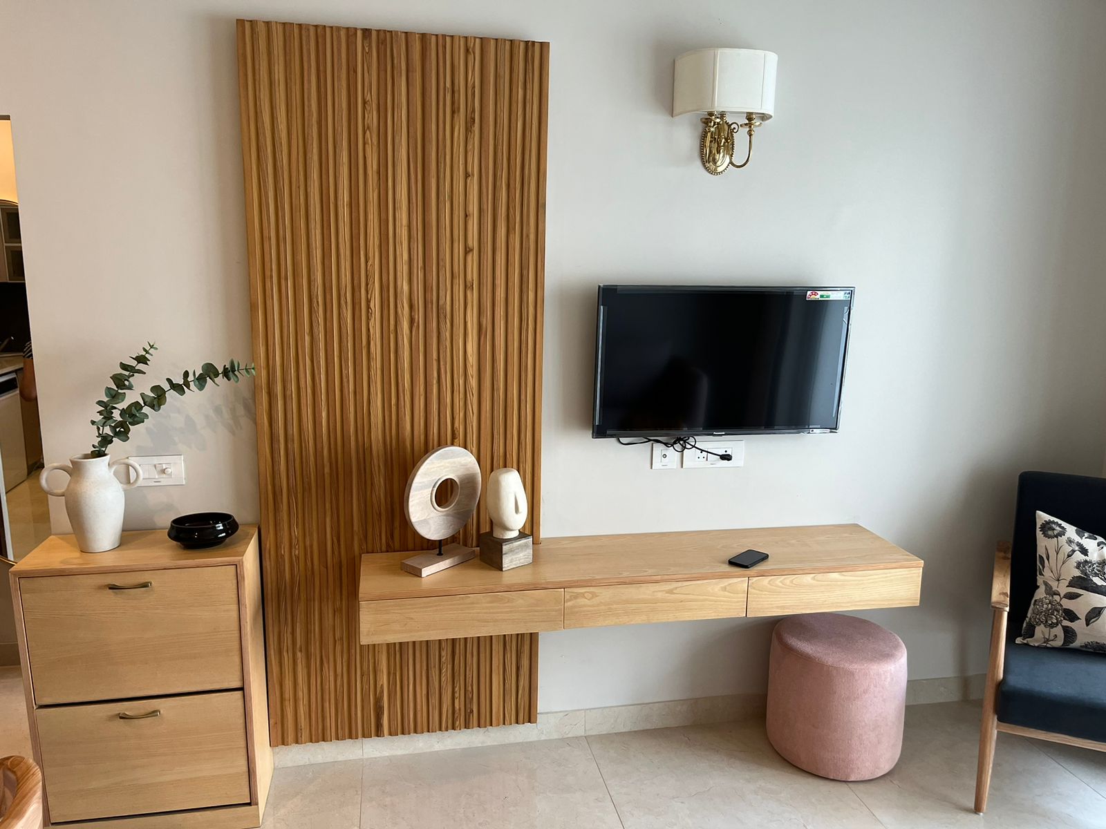 Cozy Hideaway Flower Valley | Pool | Sunrise View 𝗕𝗢𝗢𝗞 Gurgaon Homestay