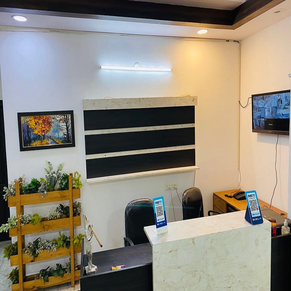 The Orchid Hotel 𝗕𝗢𝗢𝗞 Gurgaon Hotel