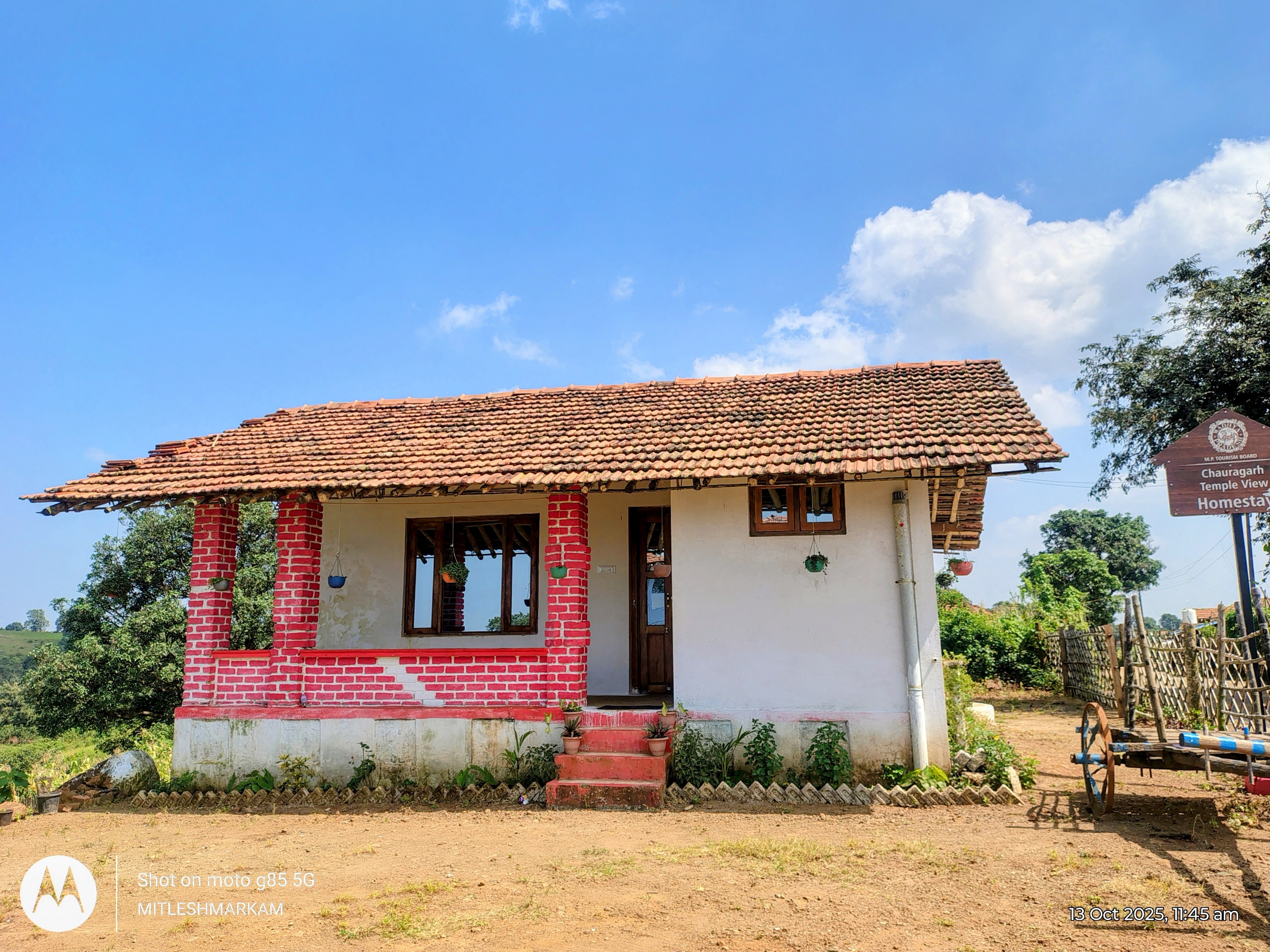 Choragarh Temple View Homestay 𝗕𝗢𝗢𝗞 Parasia Homestay
