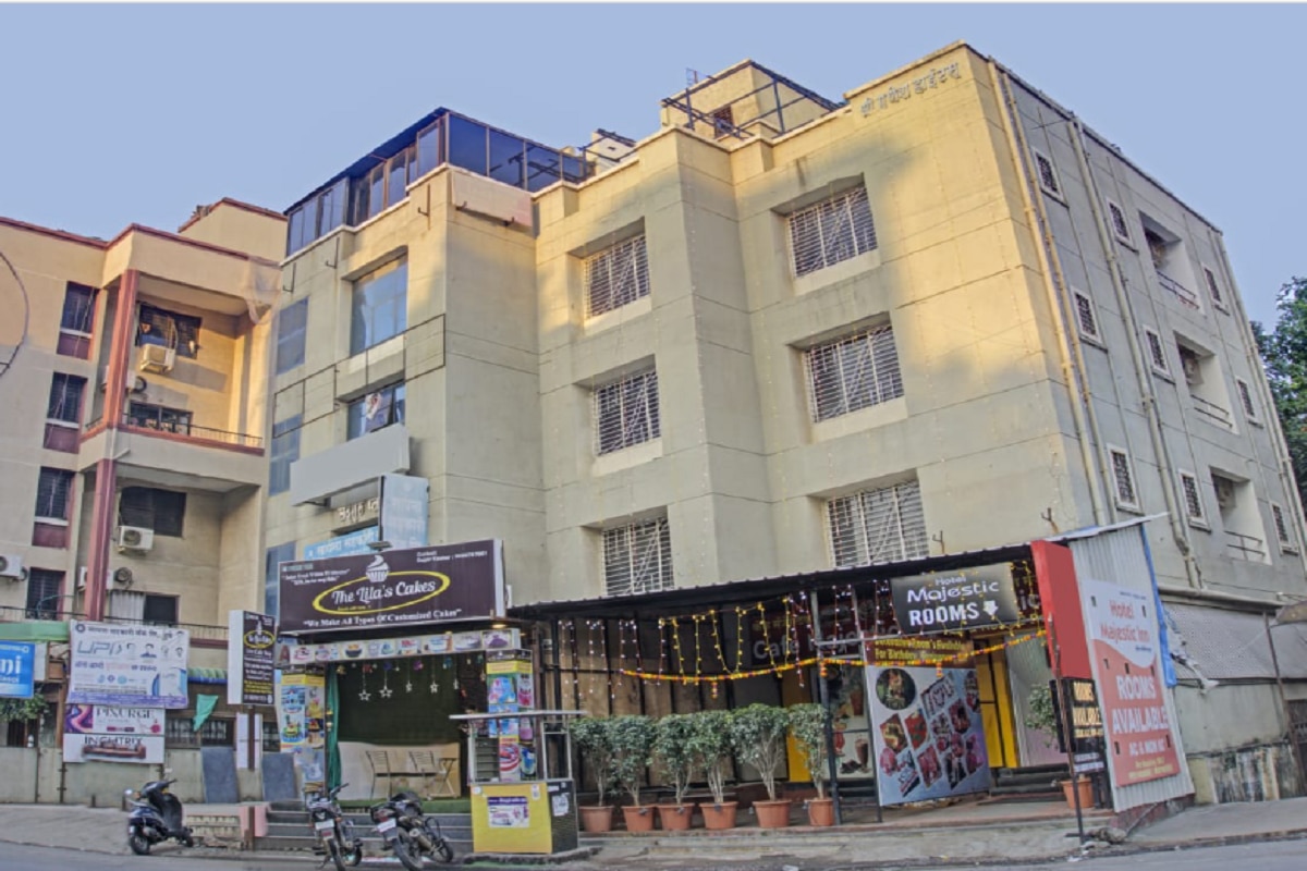 Hotel Majestic Inn 𝗕𝗢𝗢𝗞 Pune Hotel