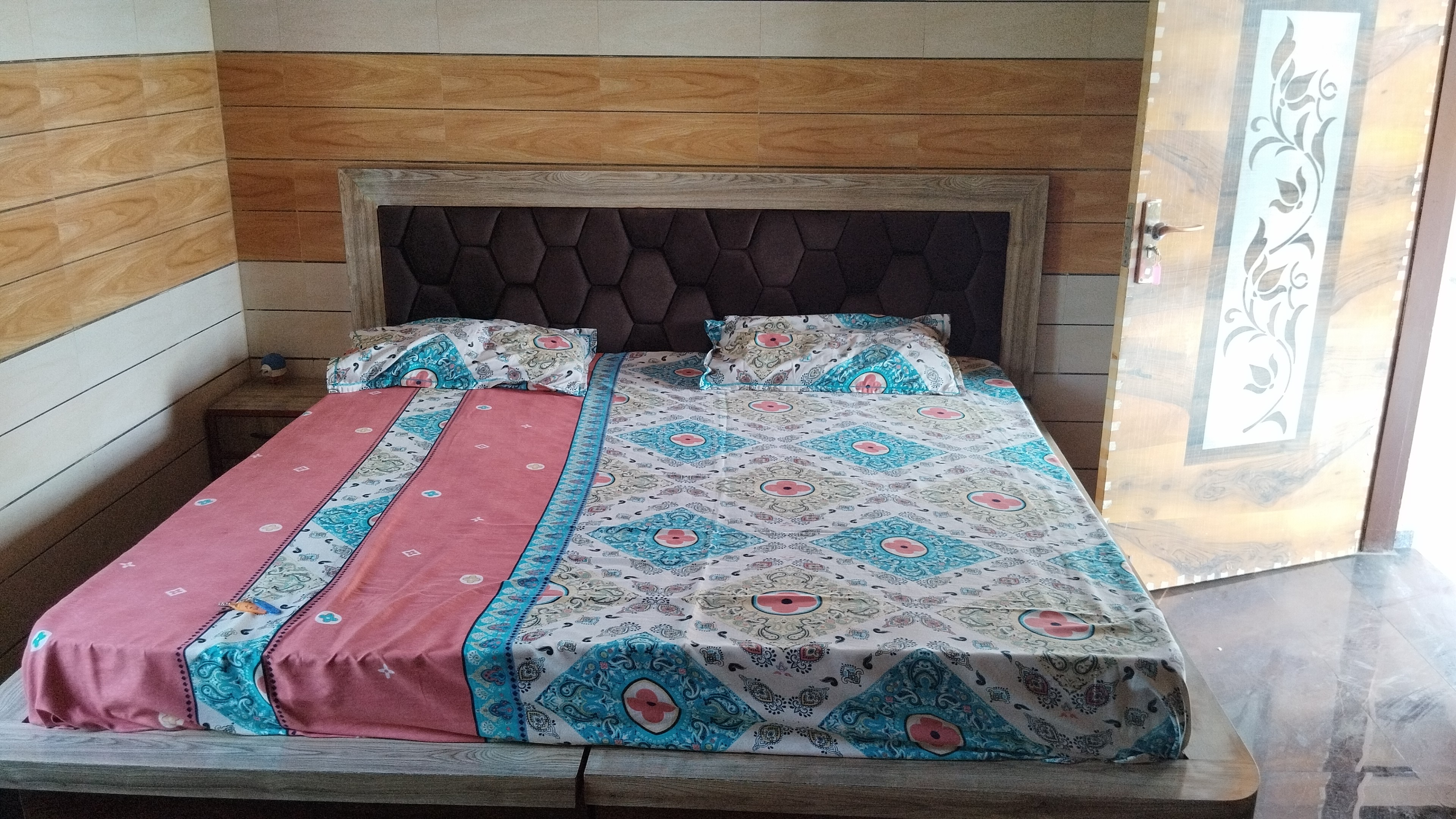 Shree ji seva sadan 𝗕𝗢𝗢𝗞 Govardhan Homestay