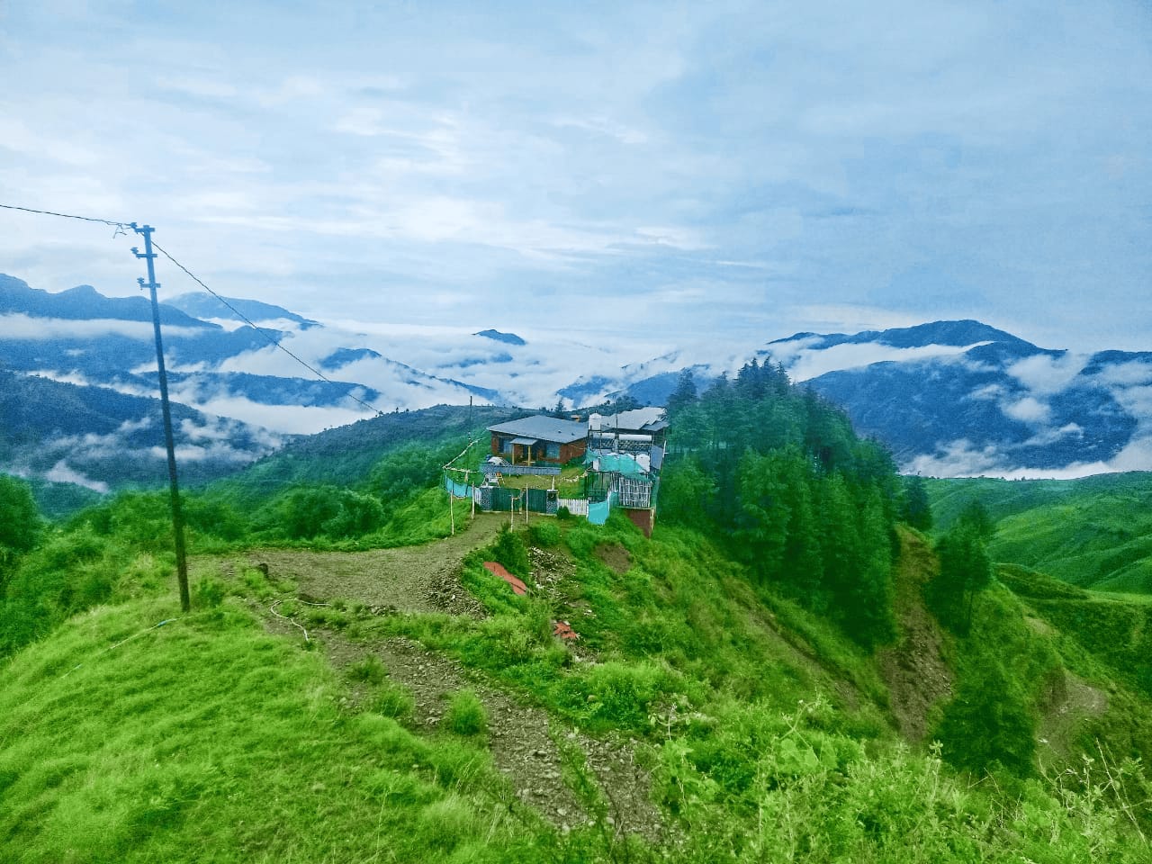 Pinaceae Hilltop Retreat Chakrata 𝗕𝗢𝗢𝗞 Chakrata Hotel