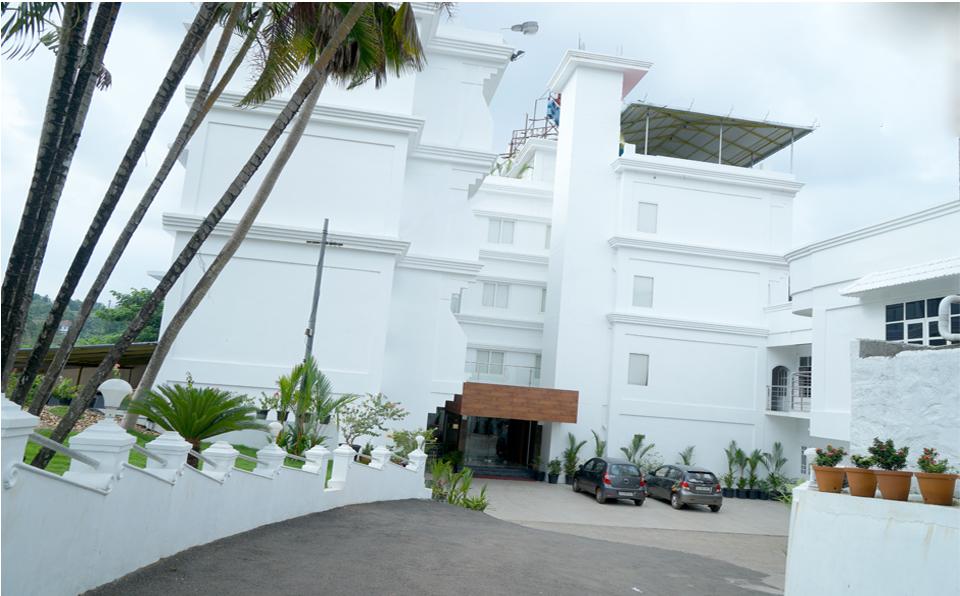 Hotel Surya 𝗕𝗢𝗢𝗞 Iritty Hotel