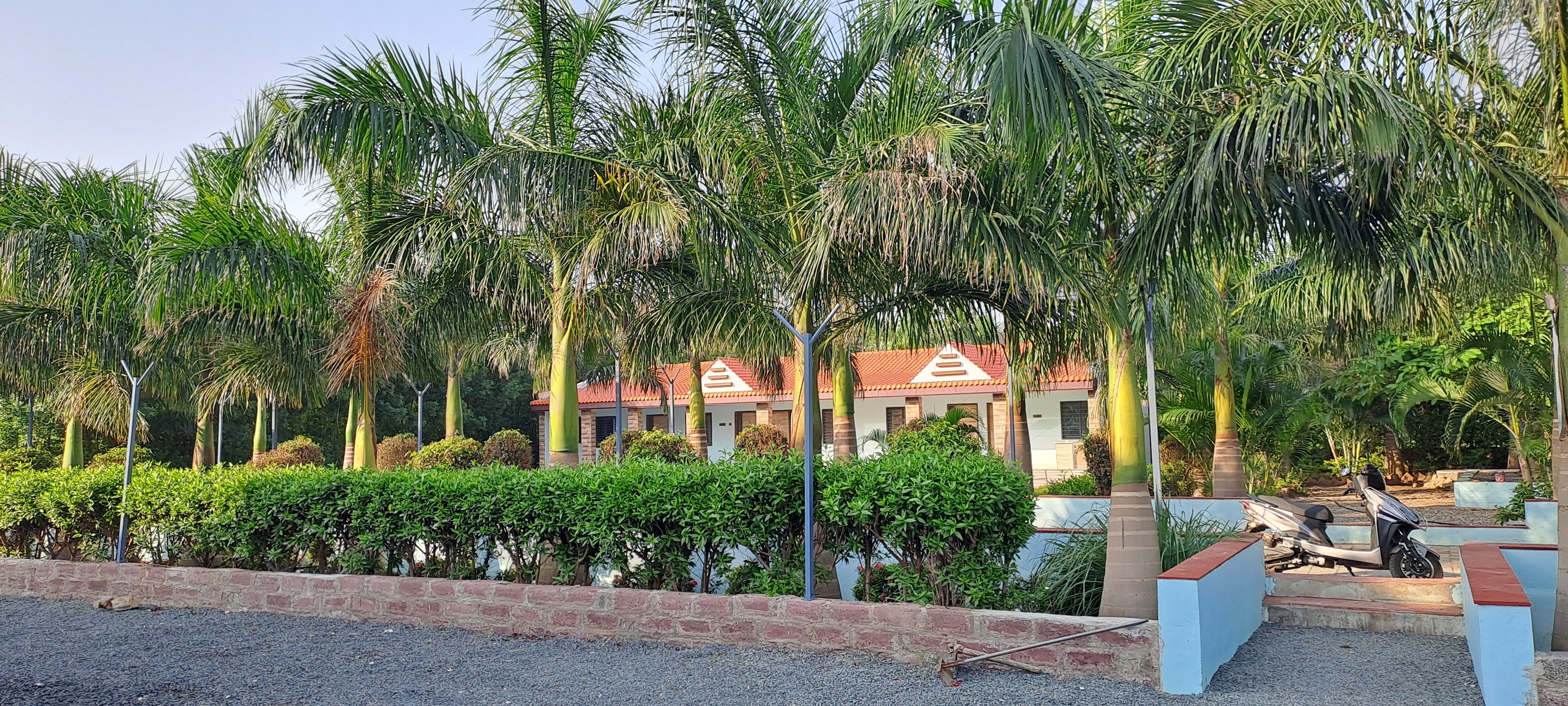 AMBIKA RESORT 𝗕𝗢𝗢𝗞 Mahuva Resort