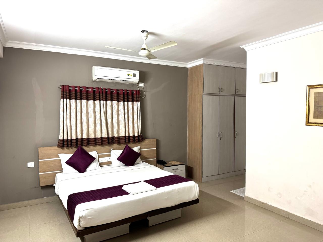 Rooms of Luxor Park Service Apartment - Hotel in Hyderabad