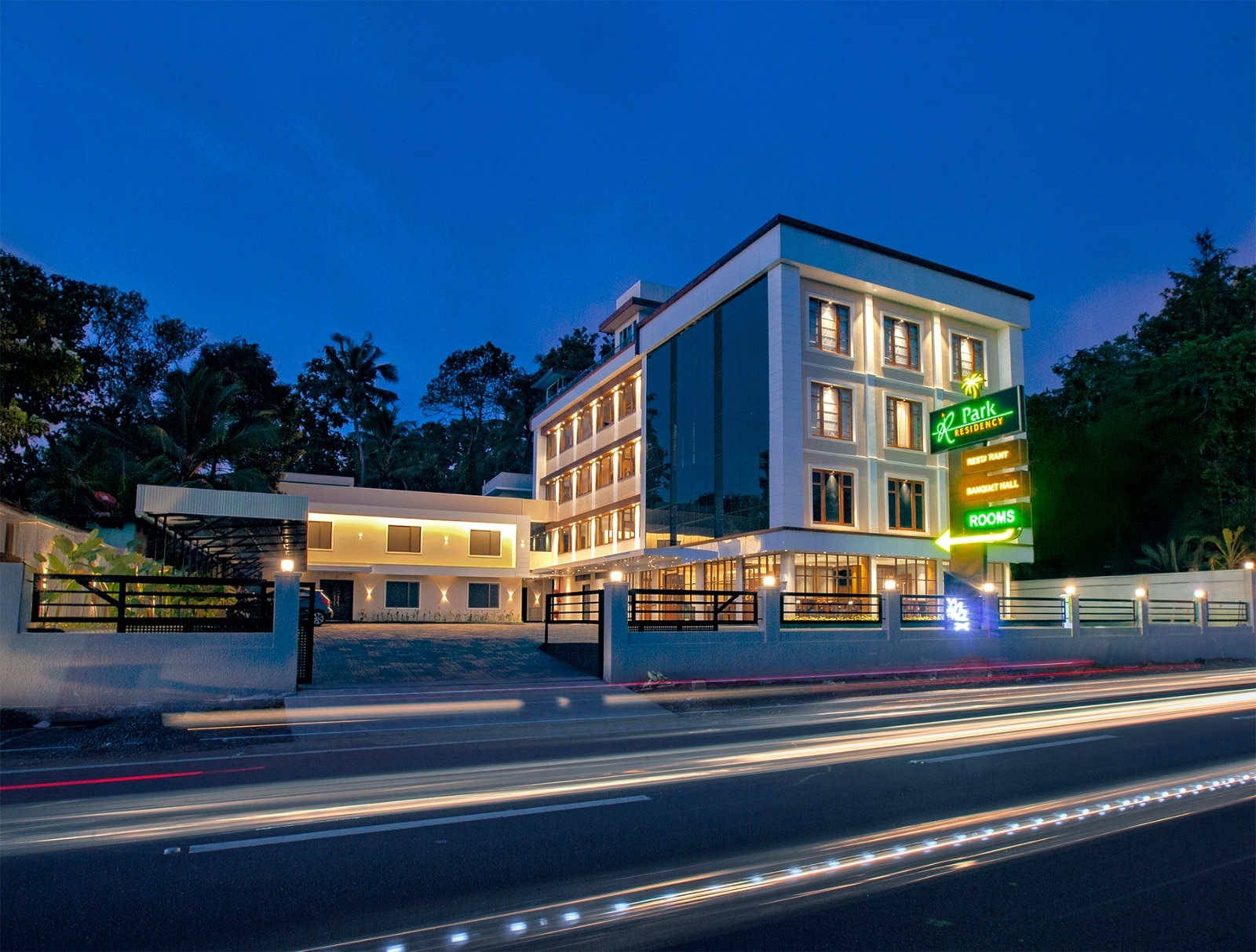 Park Residency Pallom 𝗕𝗢𝗢𝗞 Kottayam Hotel