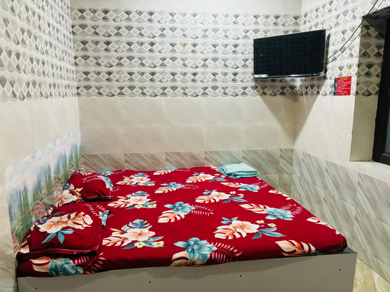 Rooms of Guru Kripa Lodge And Hotel - Guest House in Sitapur, Uttar Pradesh