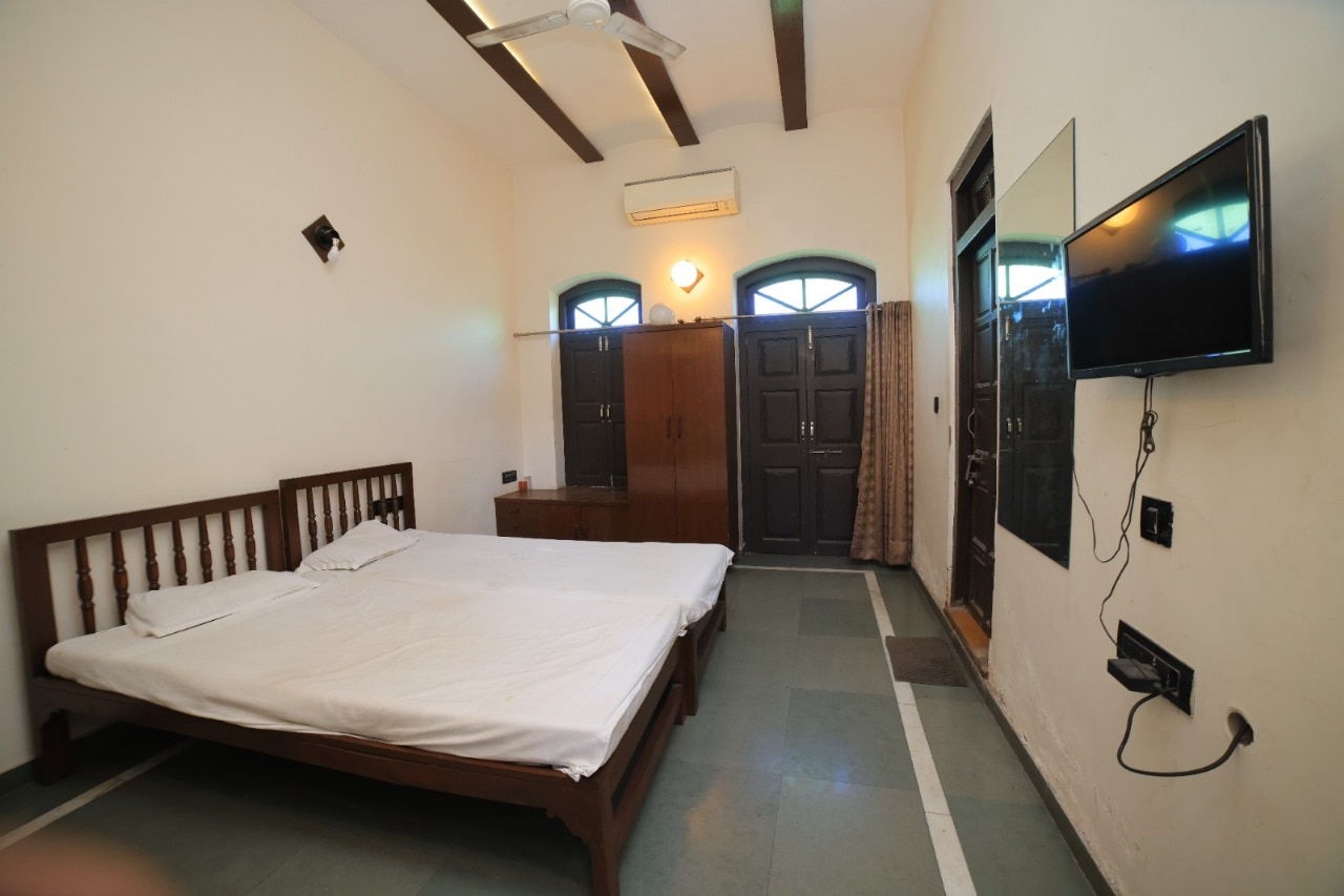 Shree Satidham Seva Samiti, Ahmedabad 𝗕𝗢𝗢𝗞 Jodiya Dharamshala