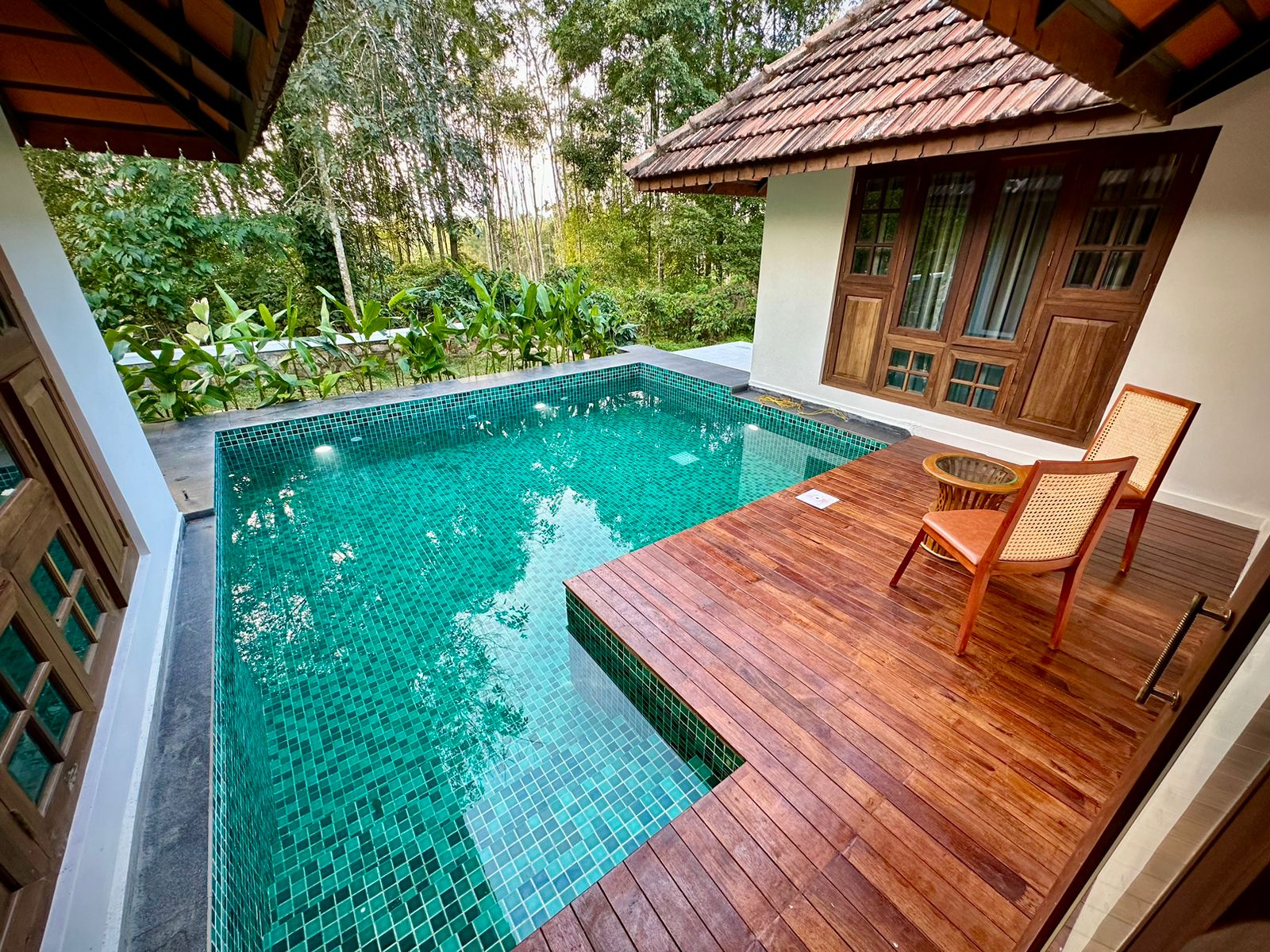 Aurora 𝗕𝗢𝗢𝗞 Wayanad Homestay