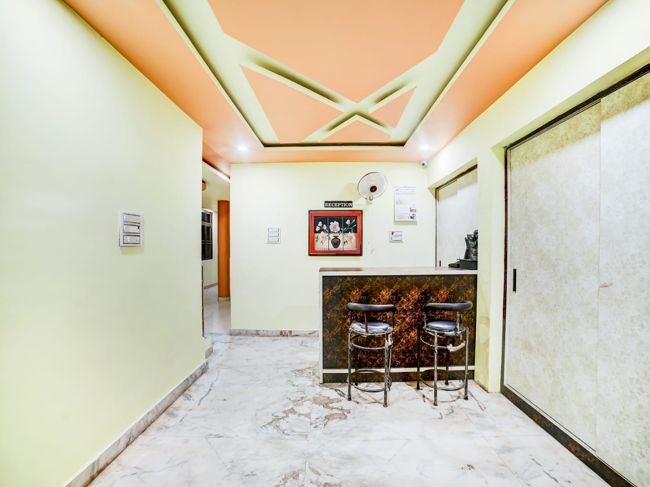 Shivansh Hotel and Restaurant 𝗕𝗢𝗢𝗞 Rampur (Uttar Pradesh) Hotel