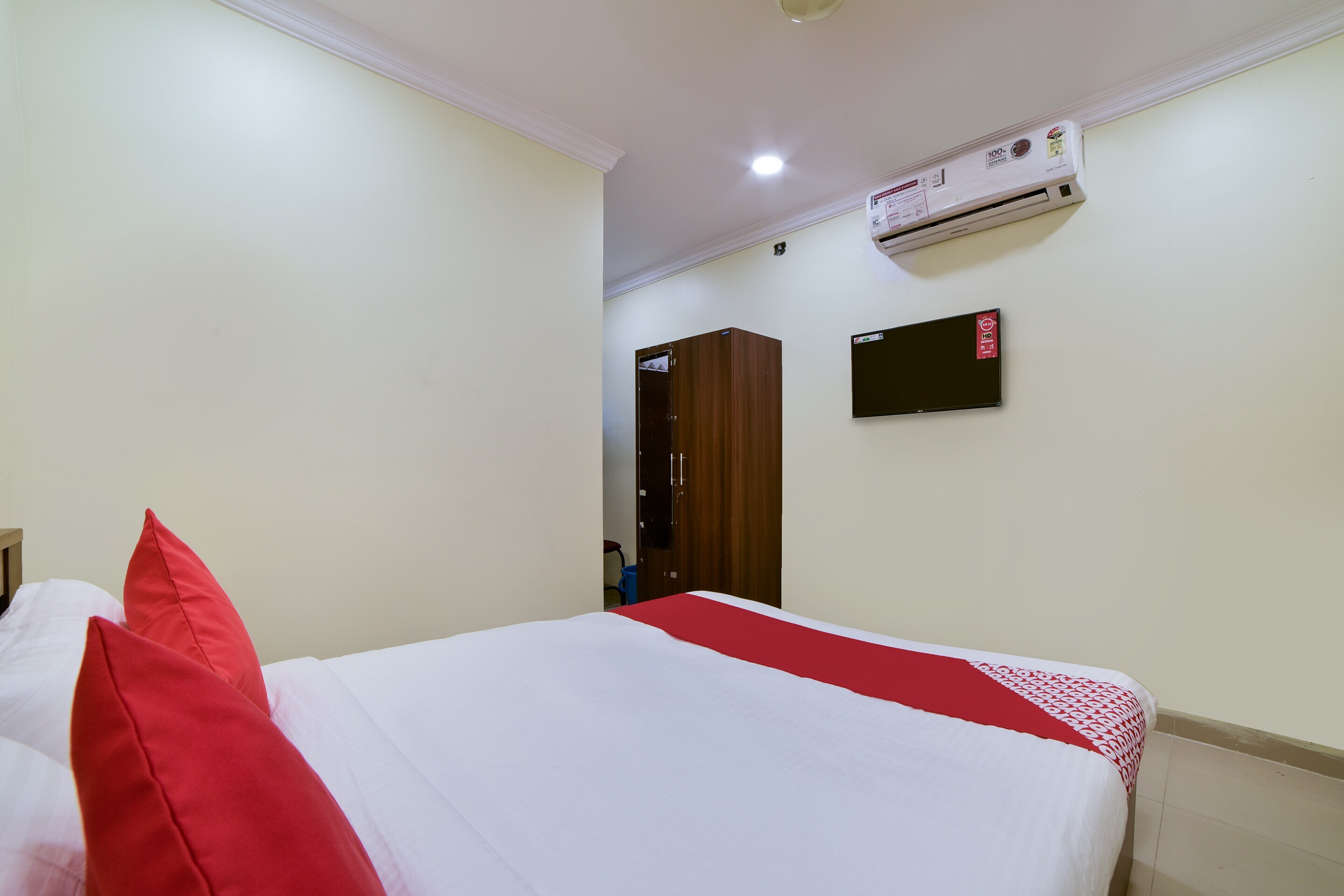 HOTEL O CLASSIC INN 𝗕𝗢𝗢𝗞 Hyderabad Hotel