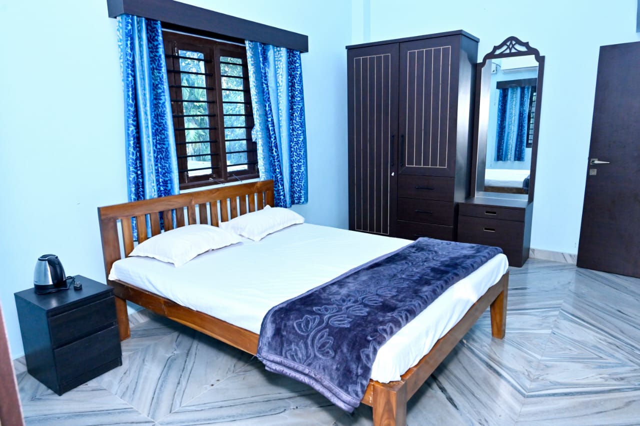 Sneh Homestay , Wayangani Vengurla, Beach Front 𝗕𝗢𝗢𝗞 Vengurla Homestay