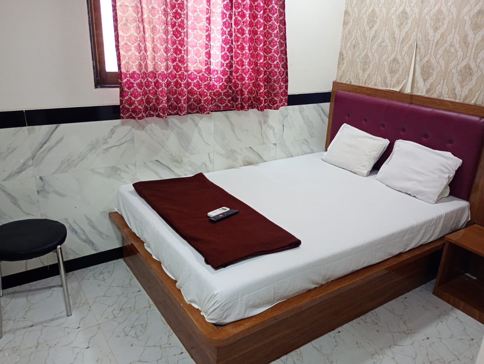 Hotel Sky Inn 𝗕𝗢𝗢𝗞 Mumbai Hotel