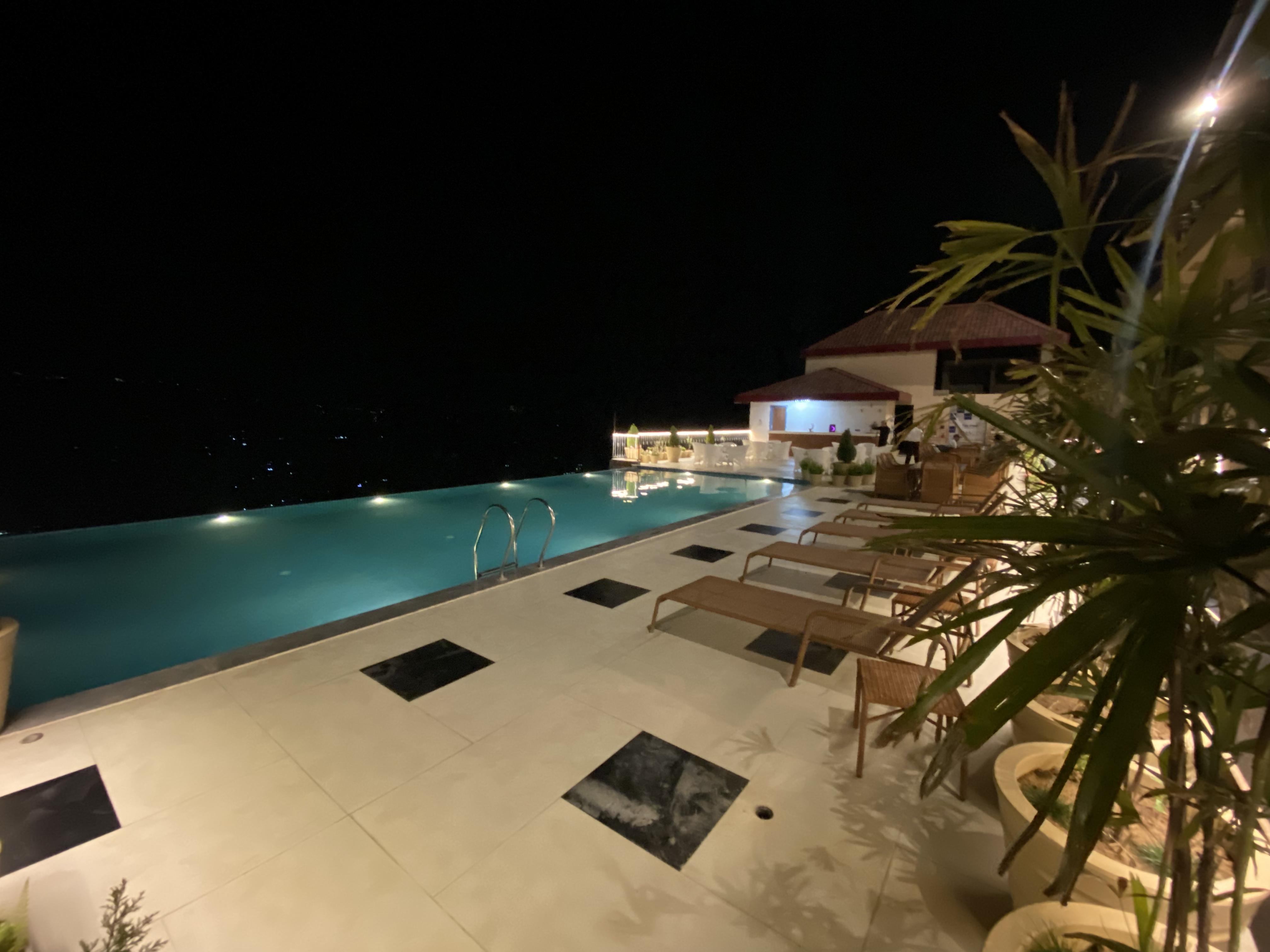 Astra Resort and Caffe 𝗕𝗢𝗢𝗞 Kasauli Resort