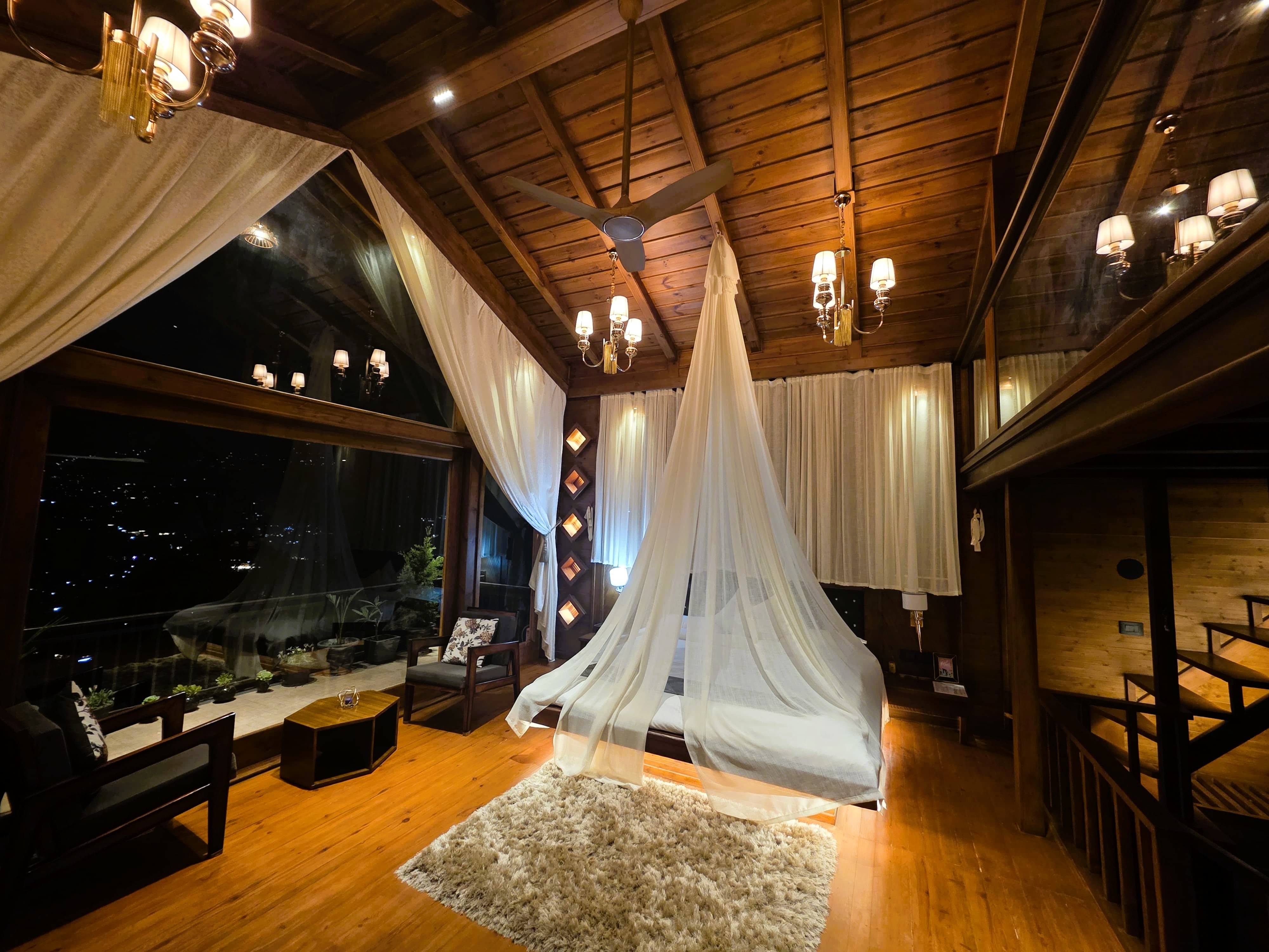 The Hobbit Home 𝗕𝗢𝗢𝗞 Bhimtal Cottage