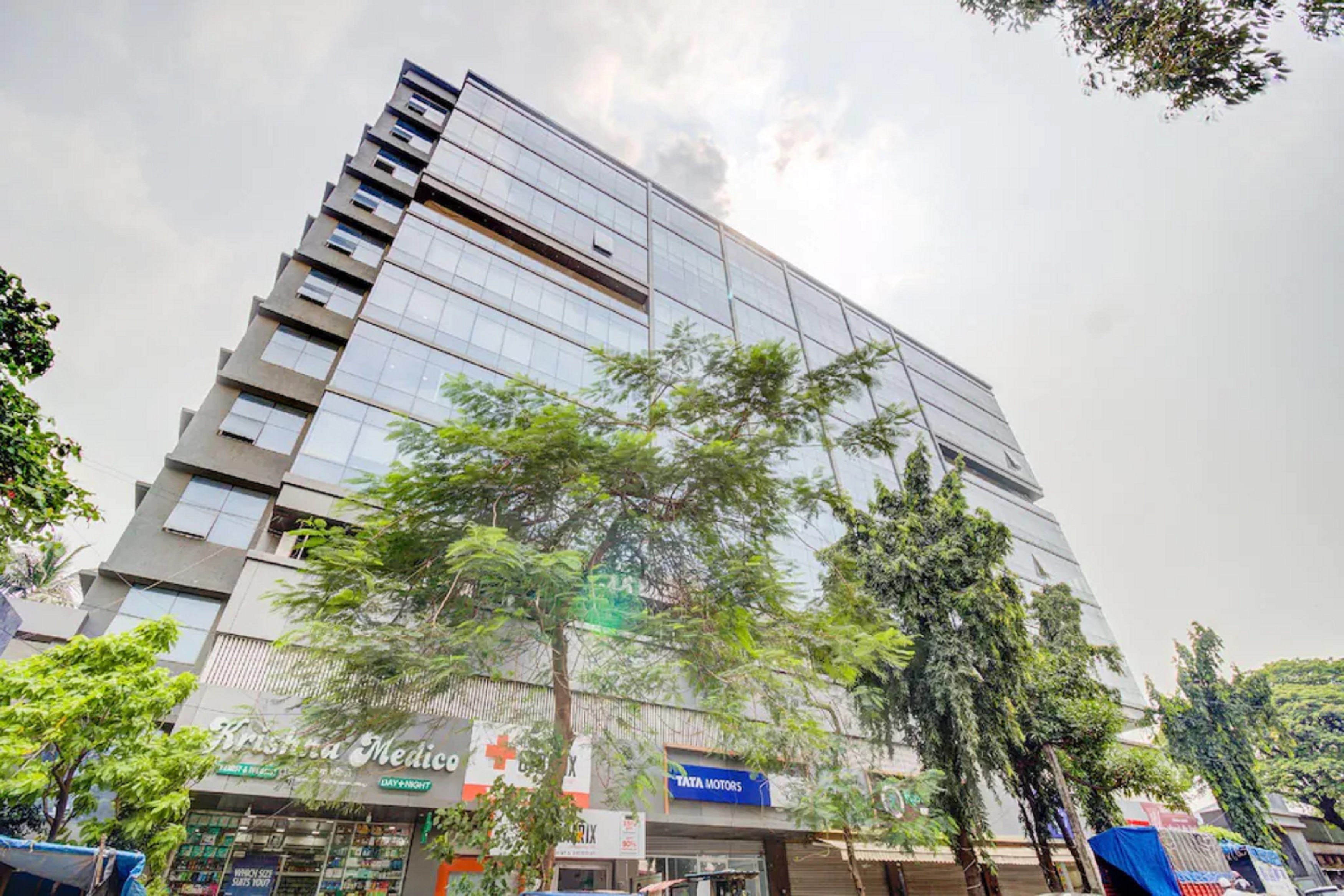 Hotel Sakinaka Inn 𝗕𝗢𝗢𝗞 Mumbai Hotel