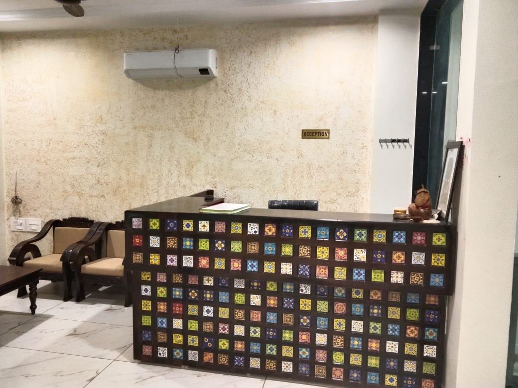 Mantara Hotel 𝗕𝗢𝗢𝗞 Dhariawad Hotel