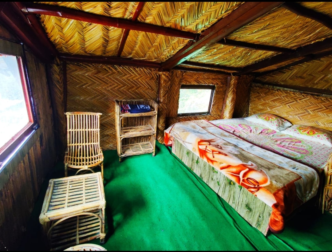 Camp PeaceTrips 𝗕𝗢𝗢𝗞 Chopta Cottage