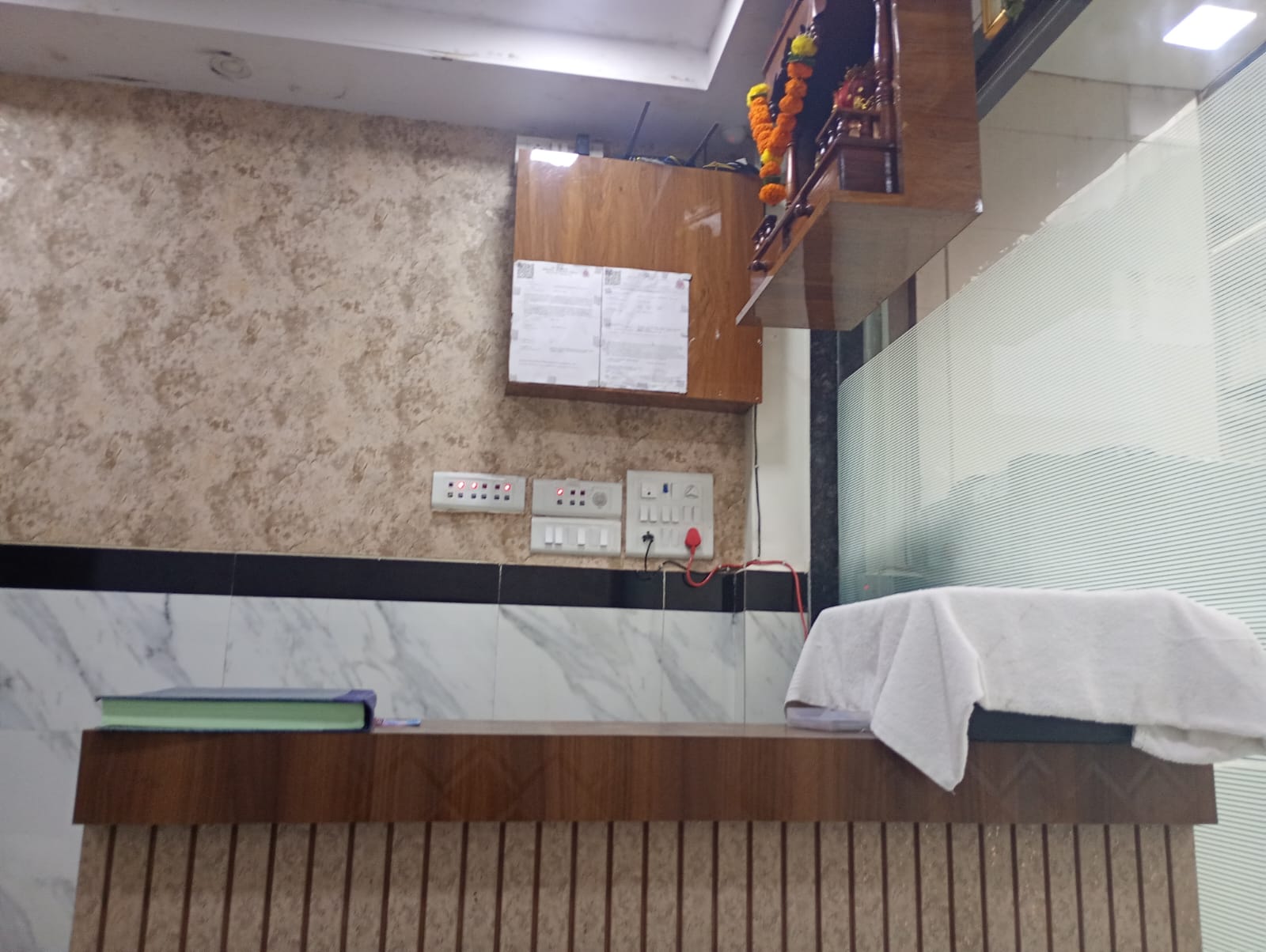 Hotel Sky Inn 𝗕𝗢𝗢𝗞 Mumbai Hotel