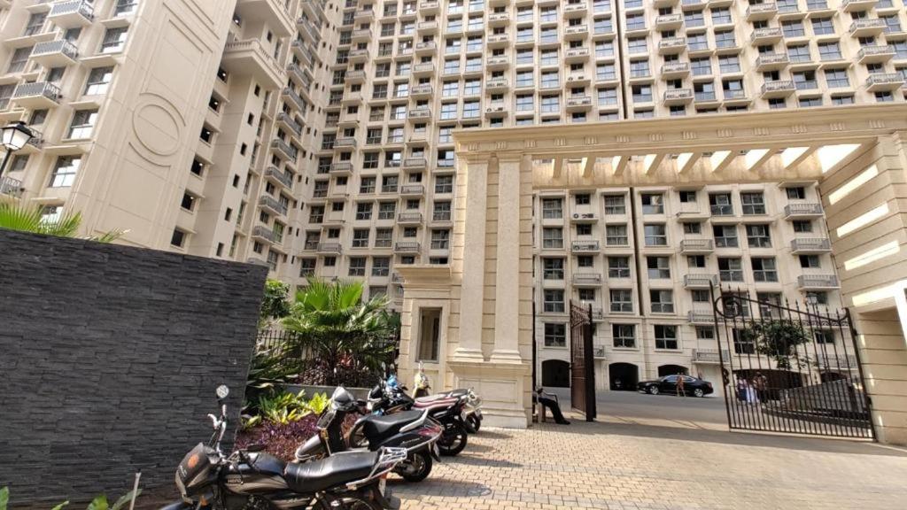 1BR Service Apartment Powai 𝗕𝗢𝗢𝗞 Mumbai Apartment